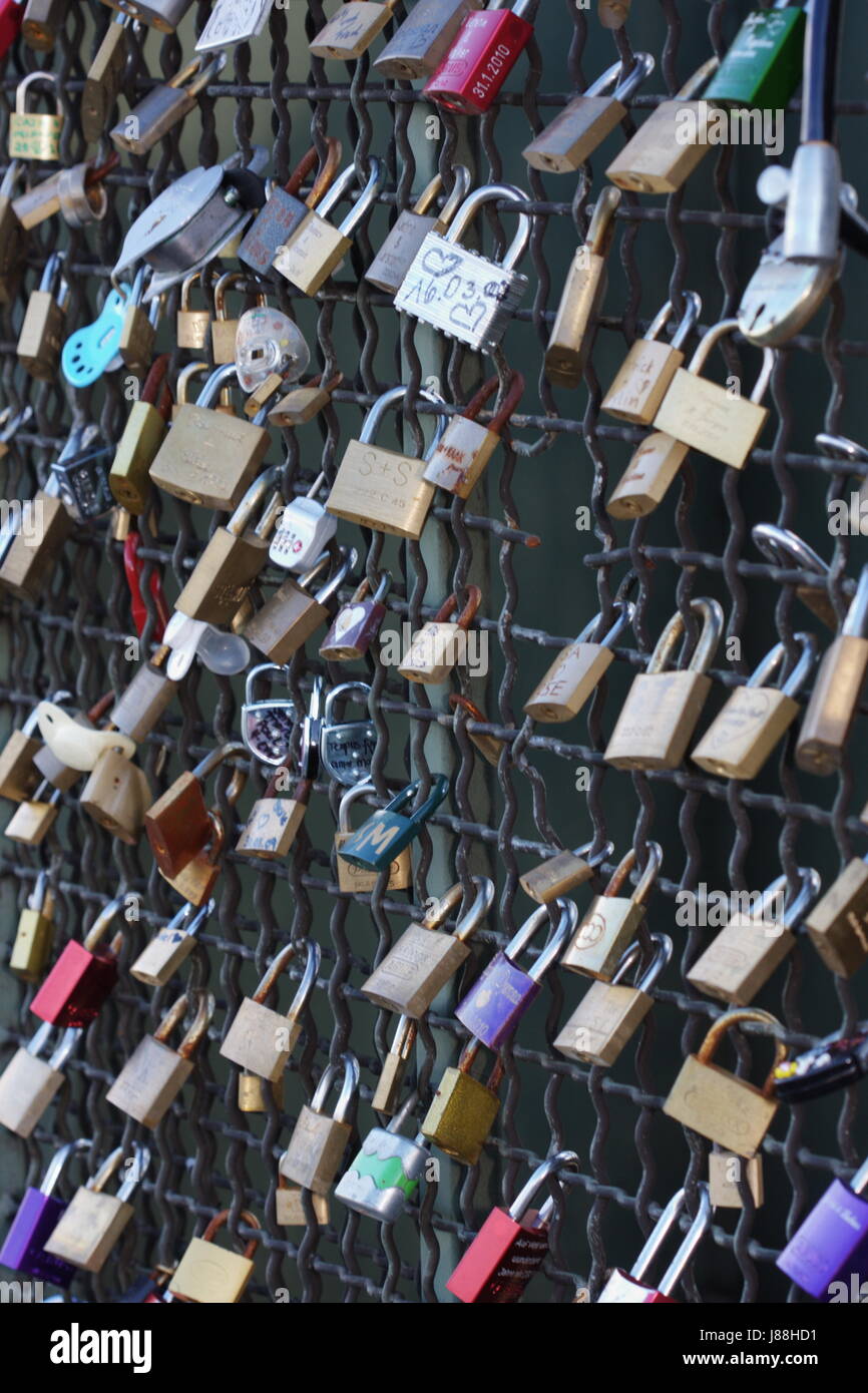 cologne, railing, bridge parapet, padlocks, cologne, bridge, coloured ...