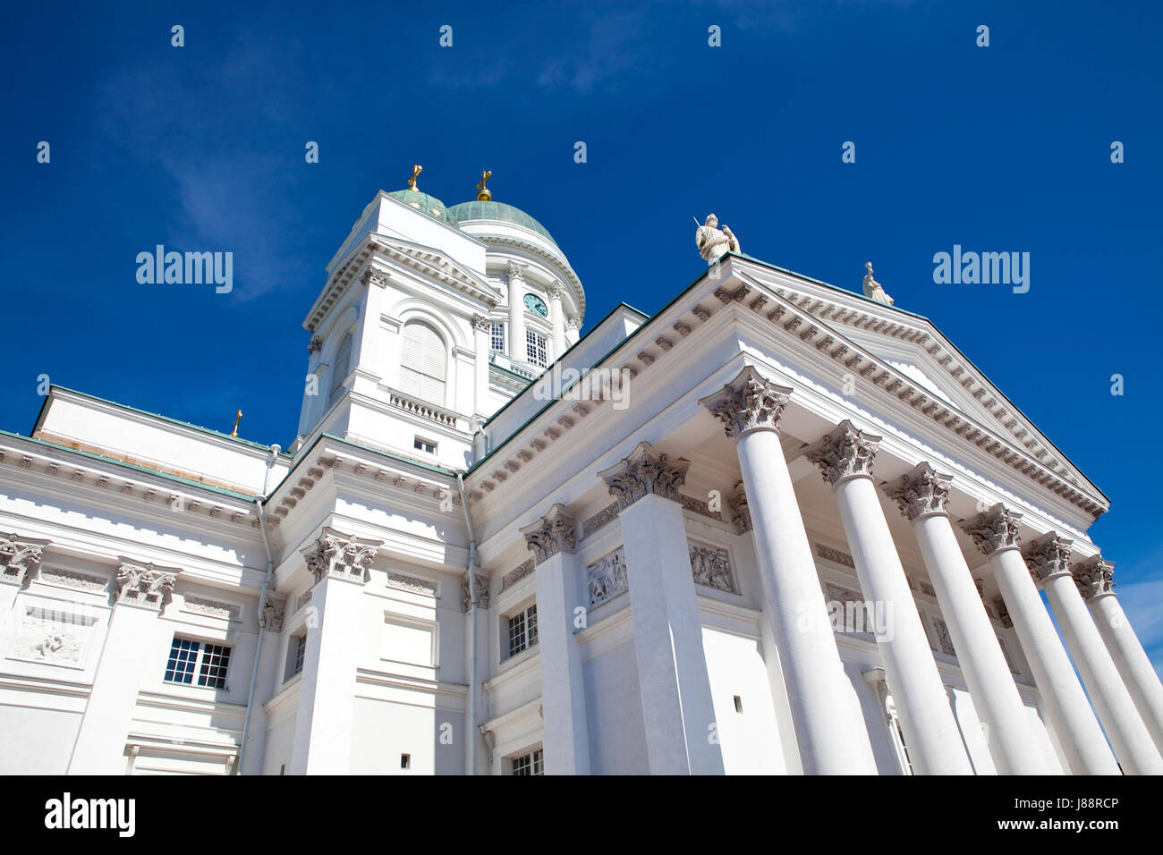 White tower with pillars hi-res stock photography and images - Alamy