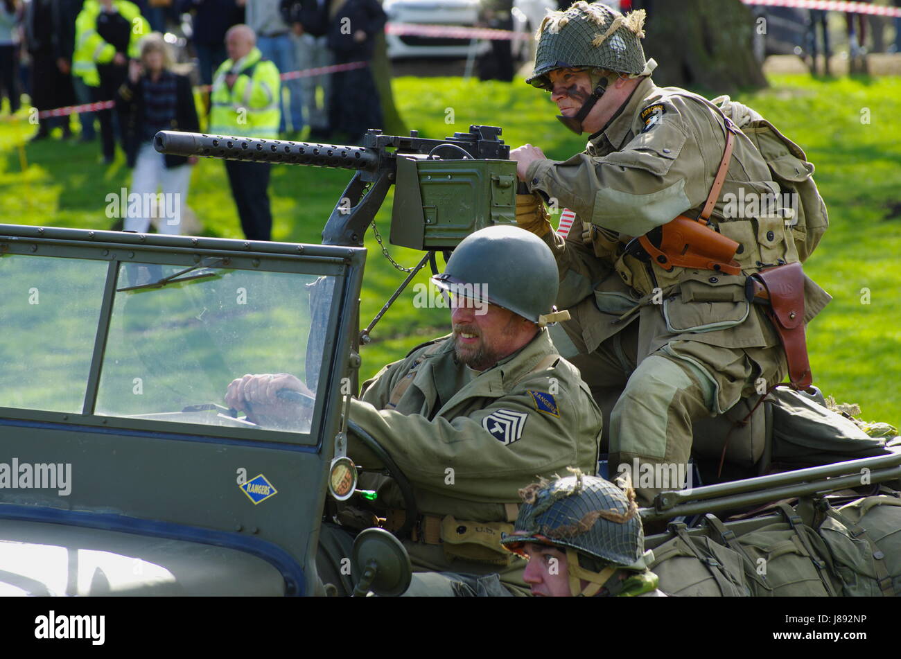 1940's weekend hi-res stock photography and images - Alamy