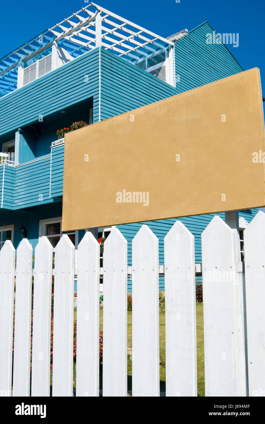 blue, house, building, present, board, object, sell, tree, space, wood ...