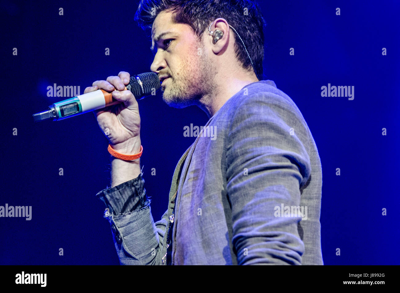 R n b hi-res stock photography and images - Alamy