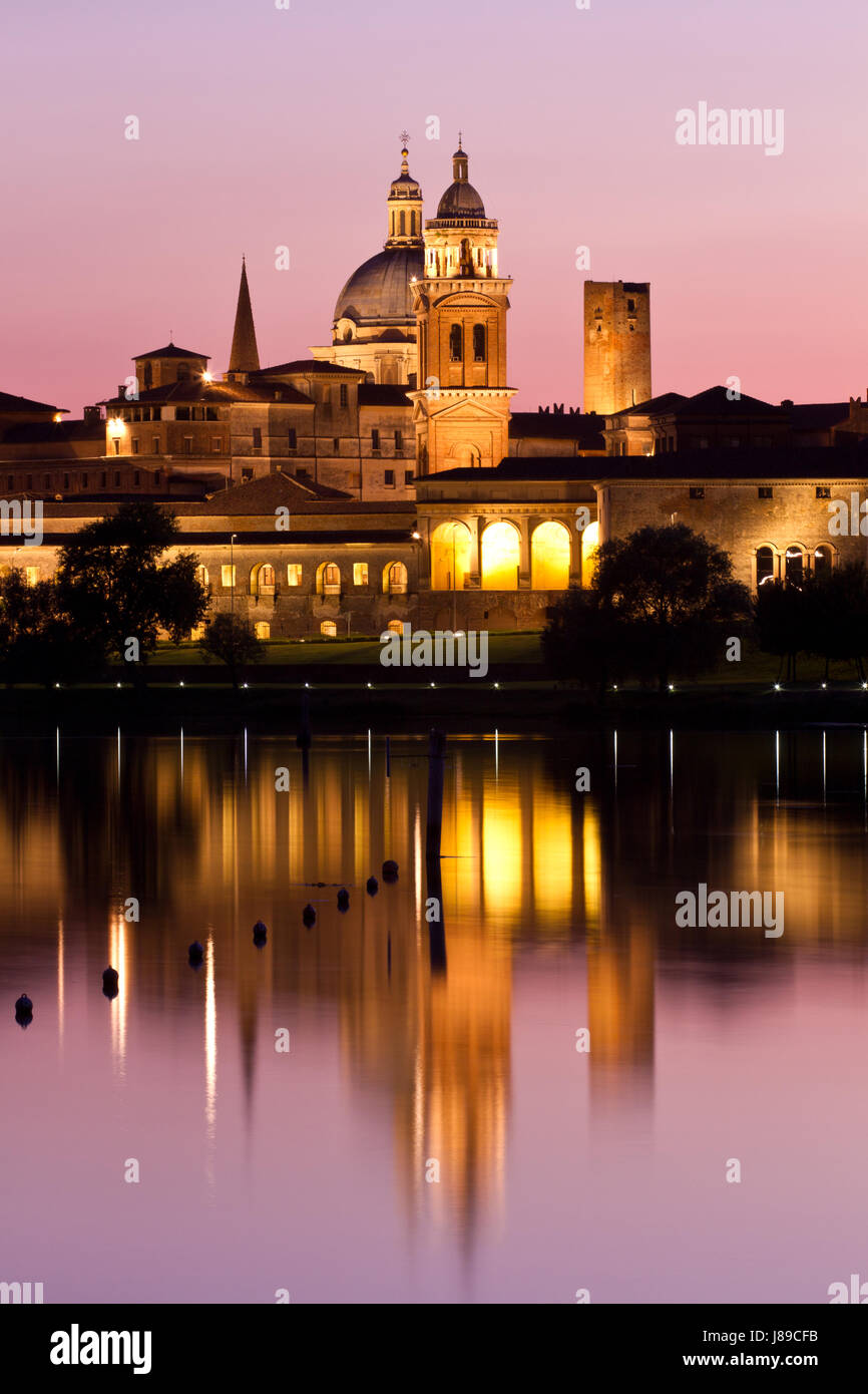 walk, go, going, walking, travel, buildings, historical, city, town ...