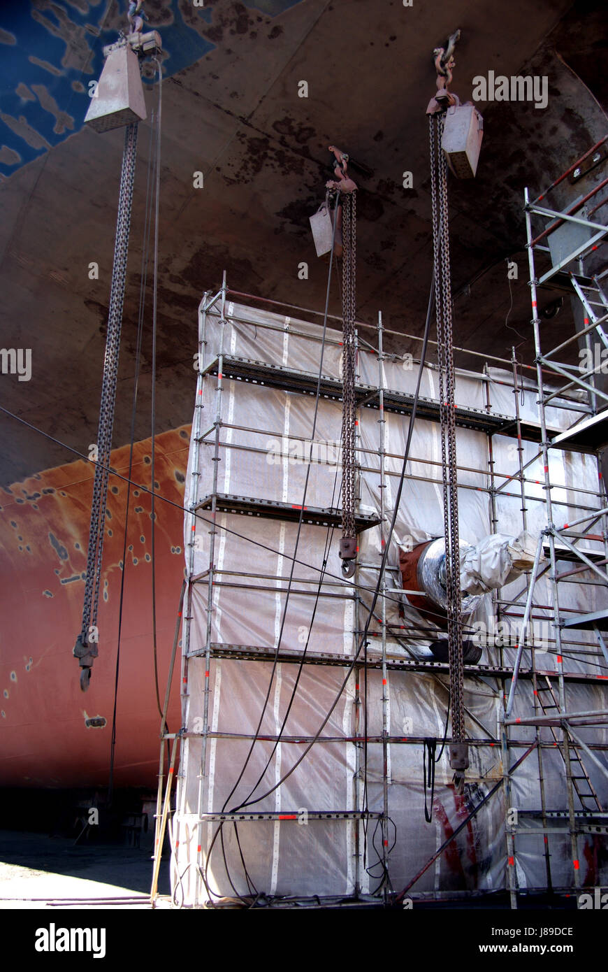 object, look, glancing, see, view, looking, peeking, looking at, screw ...