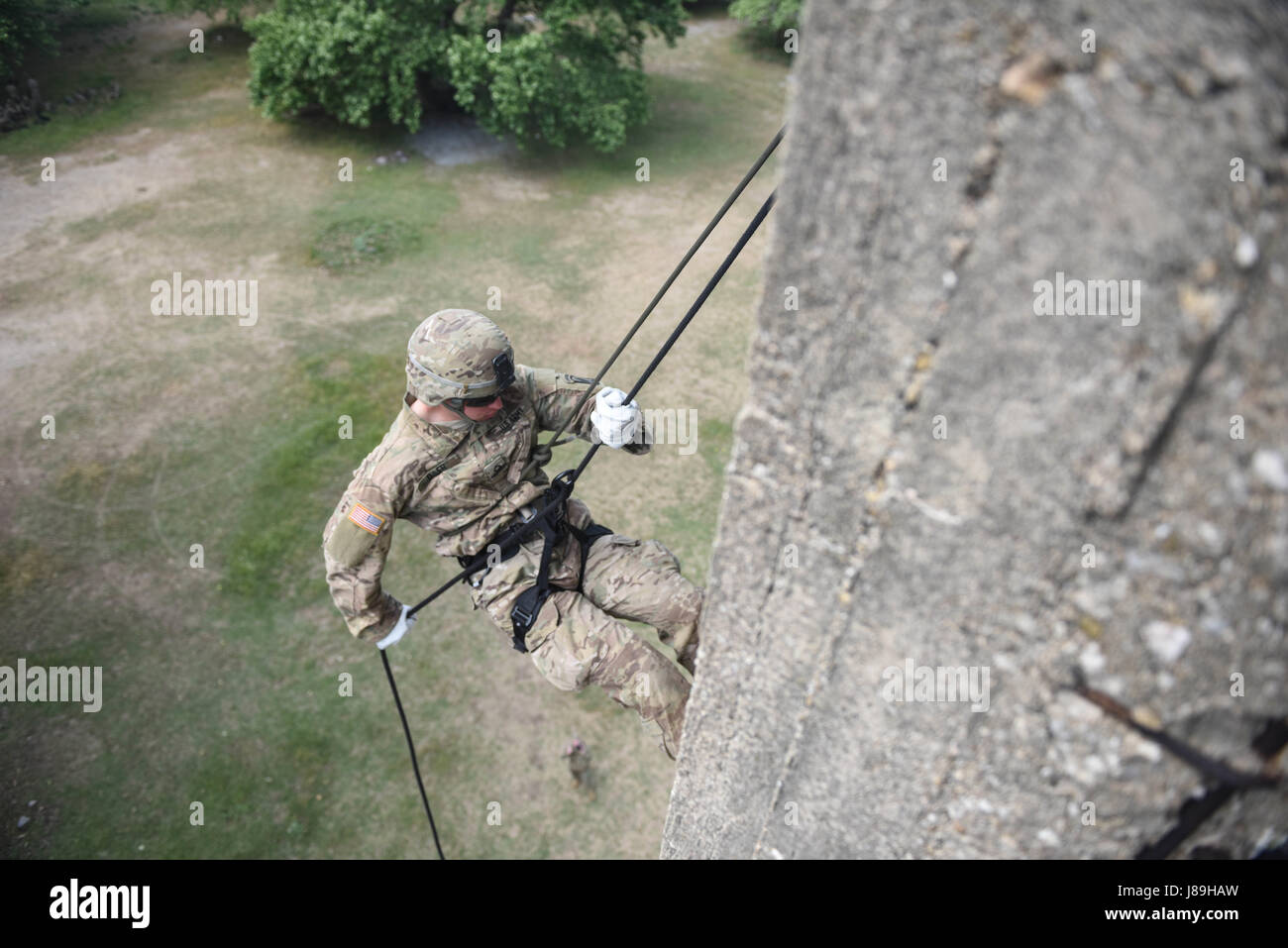 Greek paratroopers with 1st Paratrooper Commando Brigade, Greek Army ...