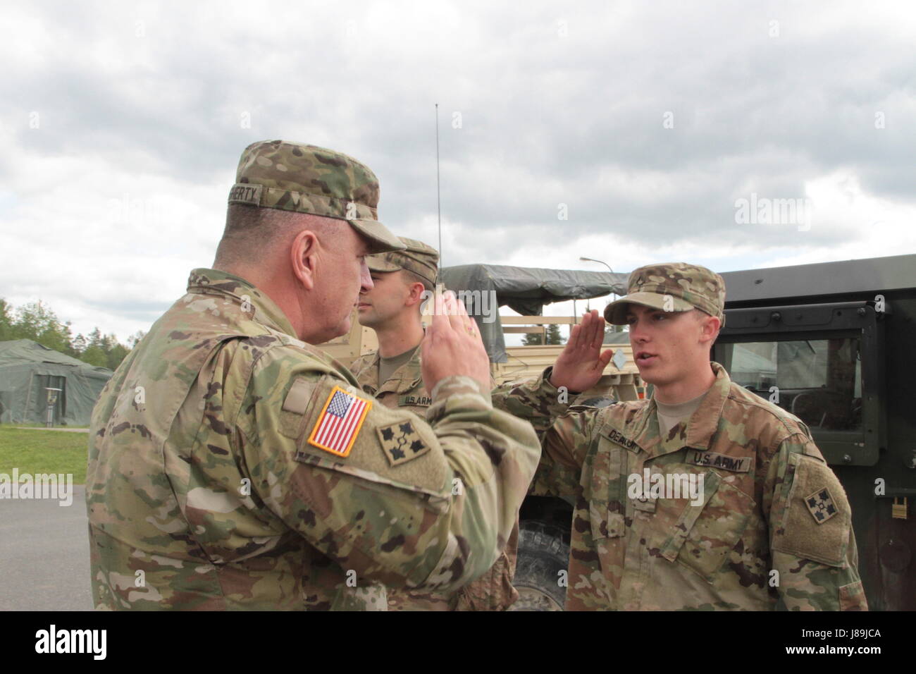 Pfc. Byron Deacon, an M249 gunner with Company B, 2nd Battalion (Lethal ...