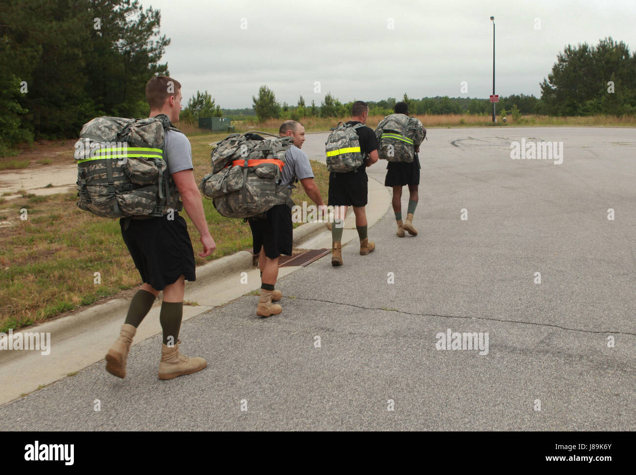 U.S. Soldiers assigned to 982nd Combat Camera Company (Airborne), 359th ...