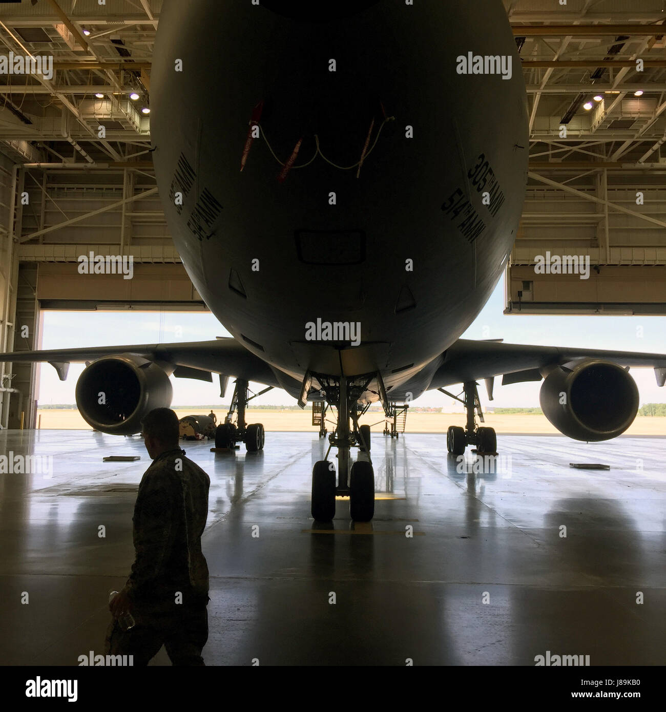 514th amw amc hi-res stock photography and images - Alamy