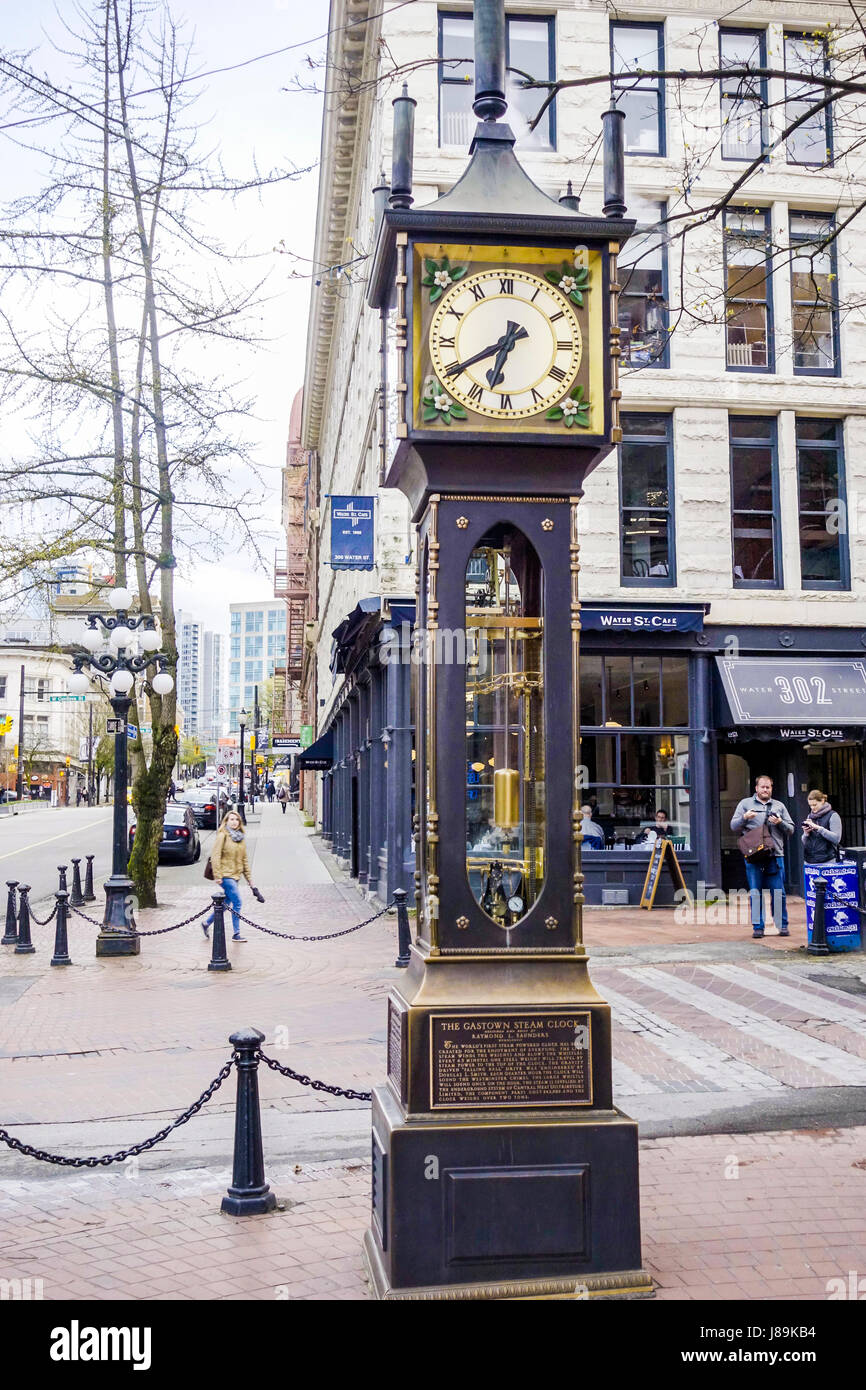 Beautiful Steam Clock in Vancouver - a famous landmark in old town ...
