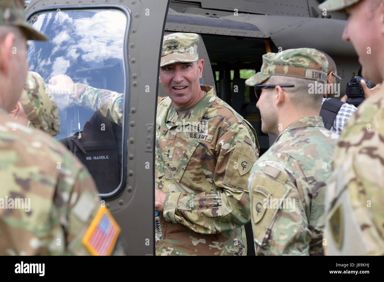 Maj gen david wood 38th hi-res stock photography and images - Alamy