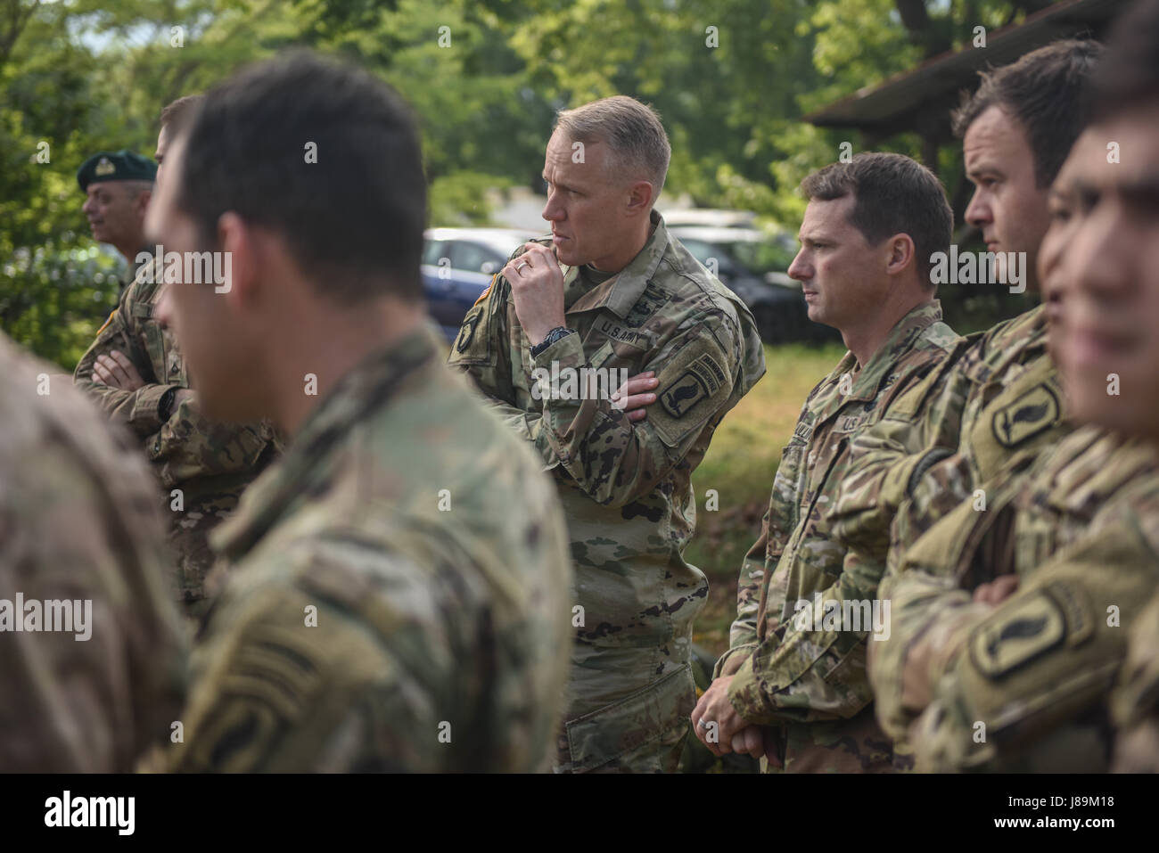 Greek paratroopers with 1st Paratrooper Commando Brigade, Greek Army ...