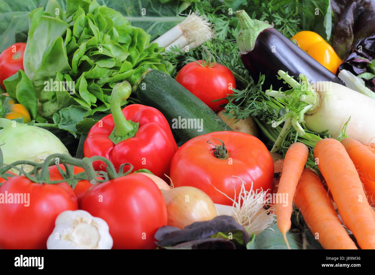 arrangement of vegetables vegetarian Stock Photo - Alamy