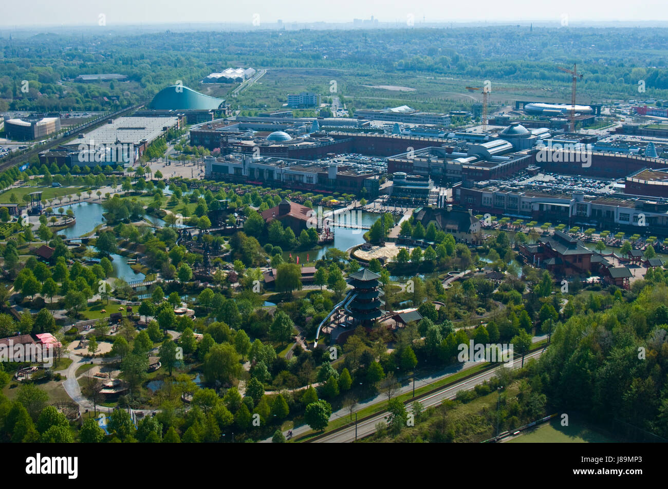 Shopping center neue mitte hi-res stock photography and images - Alamy