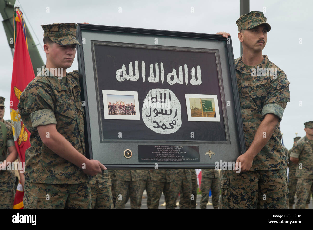 Change command ceremony 1st hi-res stock photography and images - Alamy