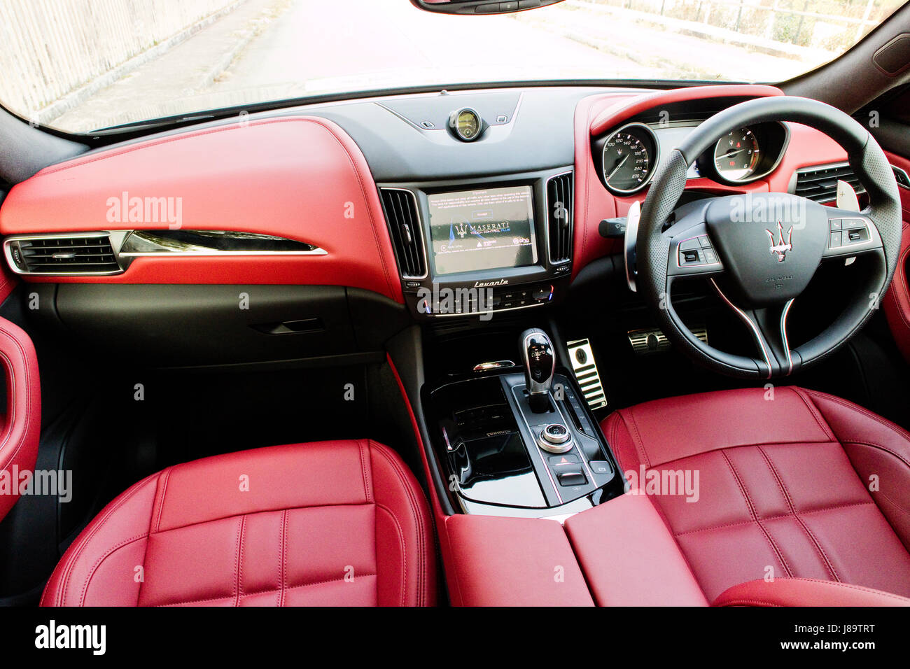 Maserati interior hi-res stock photography and images - Alamy