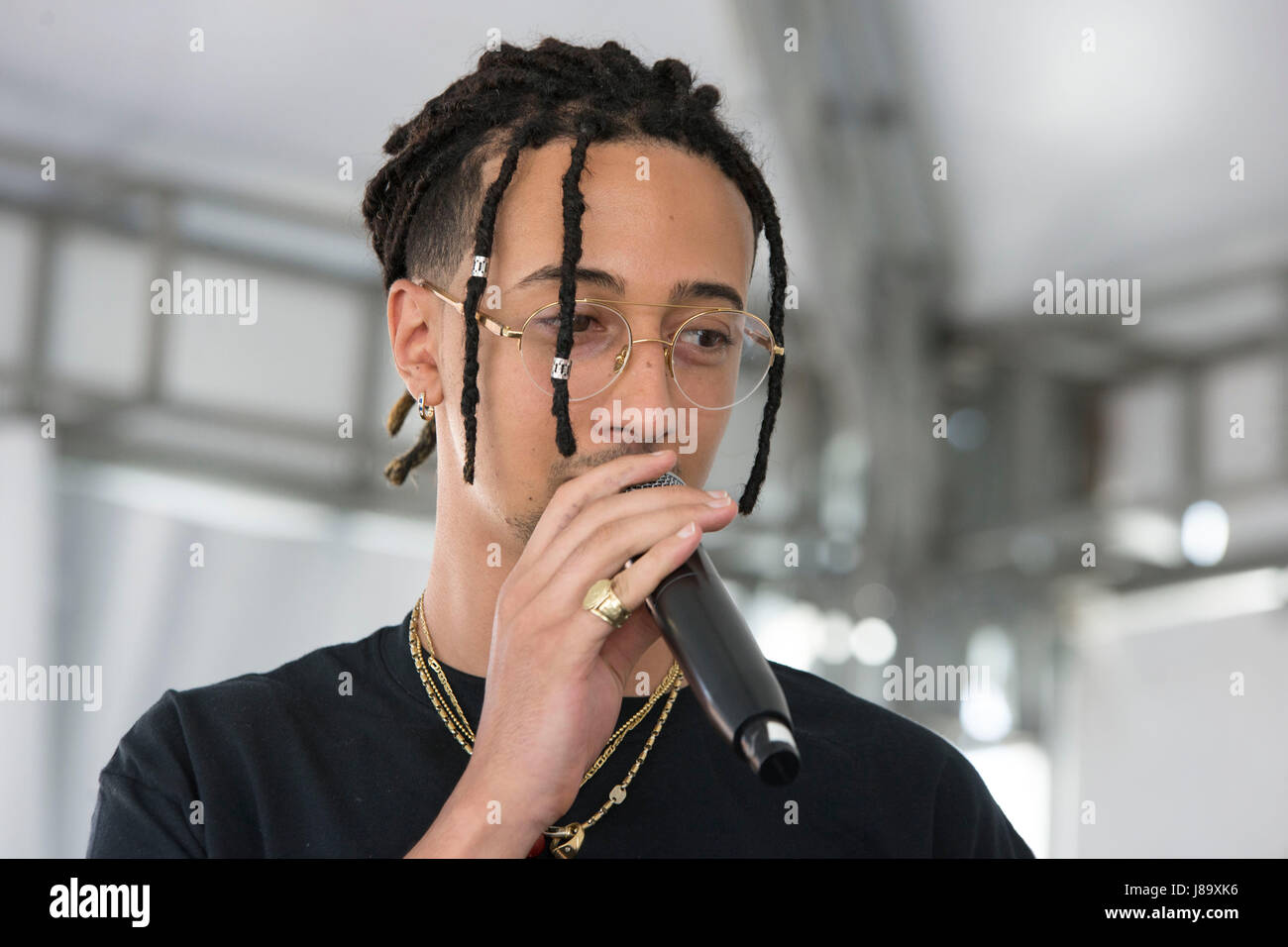 Italian rapper hi-res stock photography and images - Alamy
