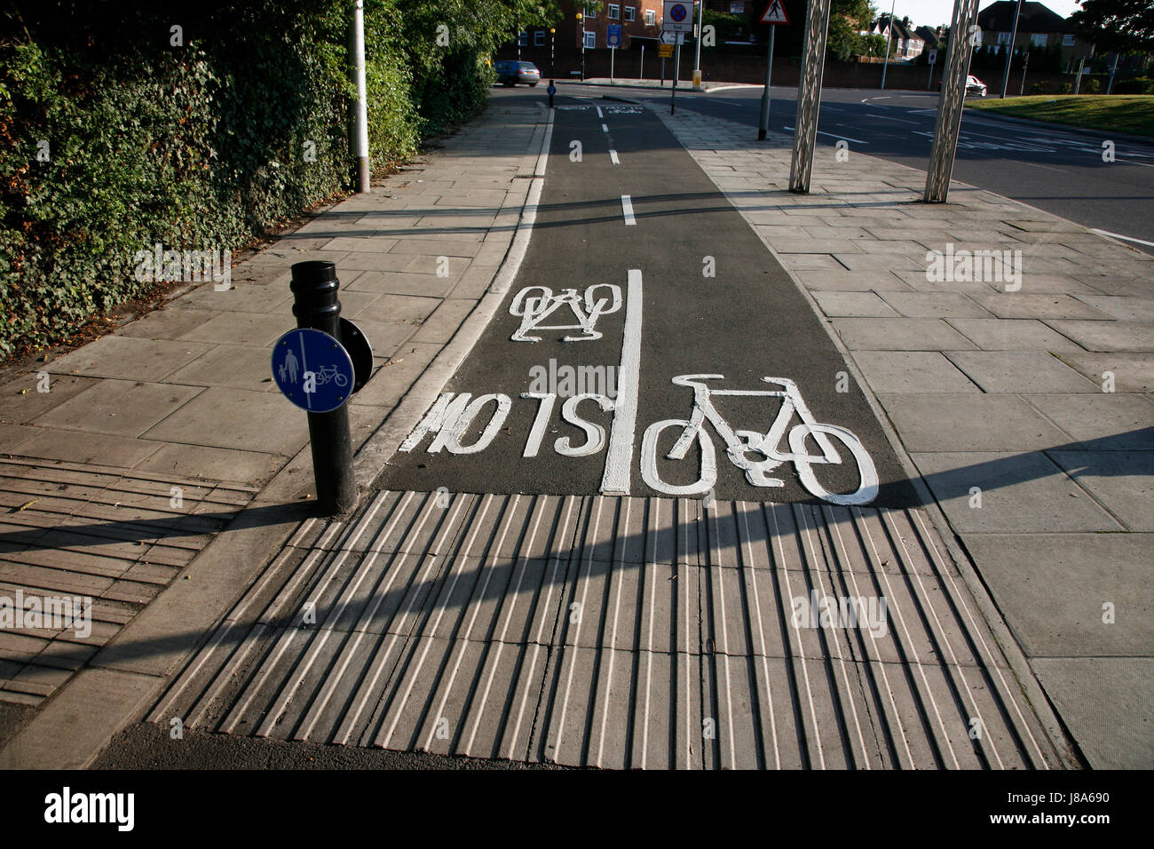 sign, signal, london, marking, cyclist, road, bike, bicycle, cycle ...