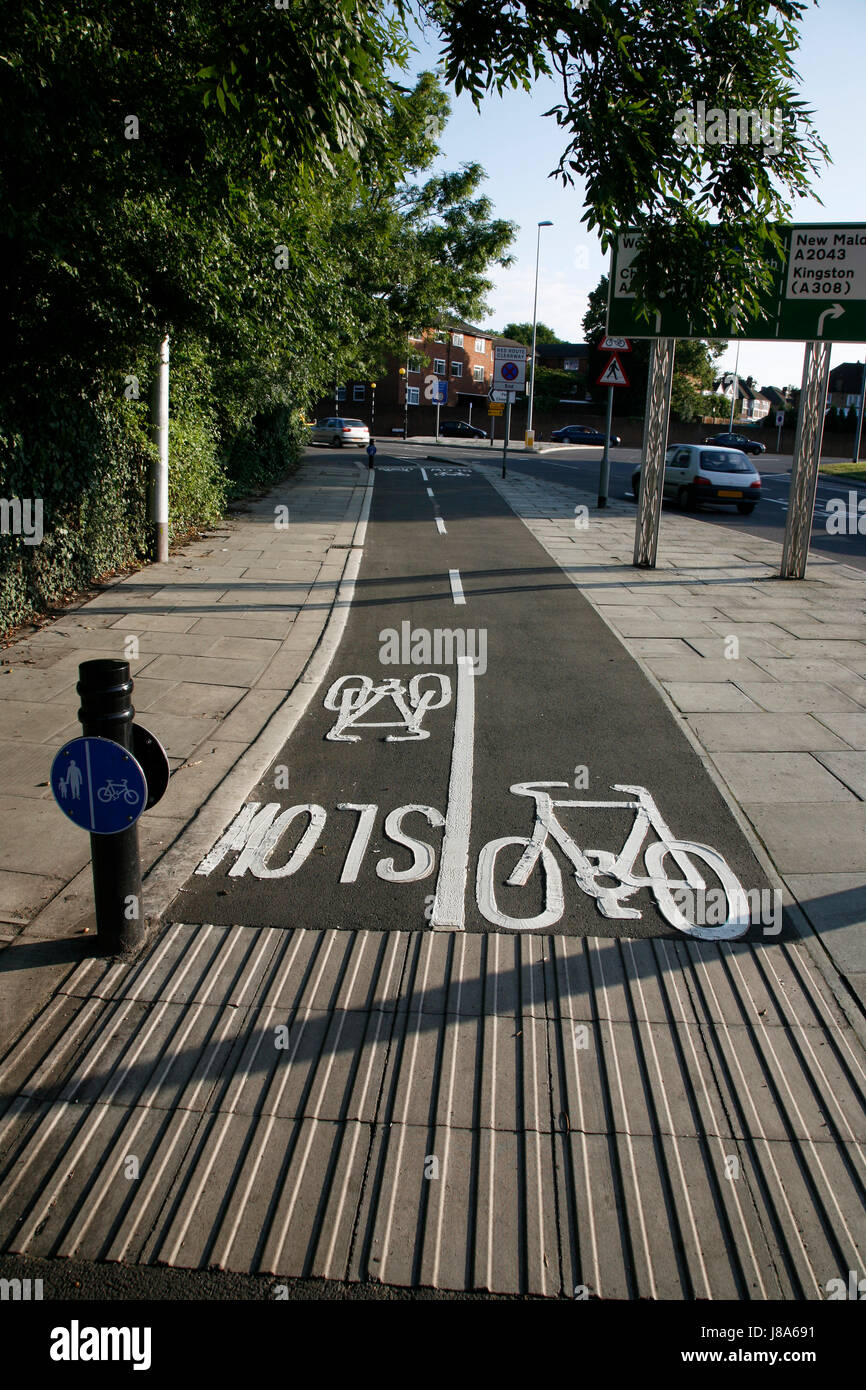sign, signal, london, marking, cyclist, road, bike, bicycle, cycle ...