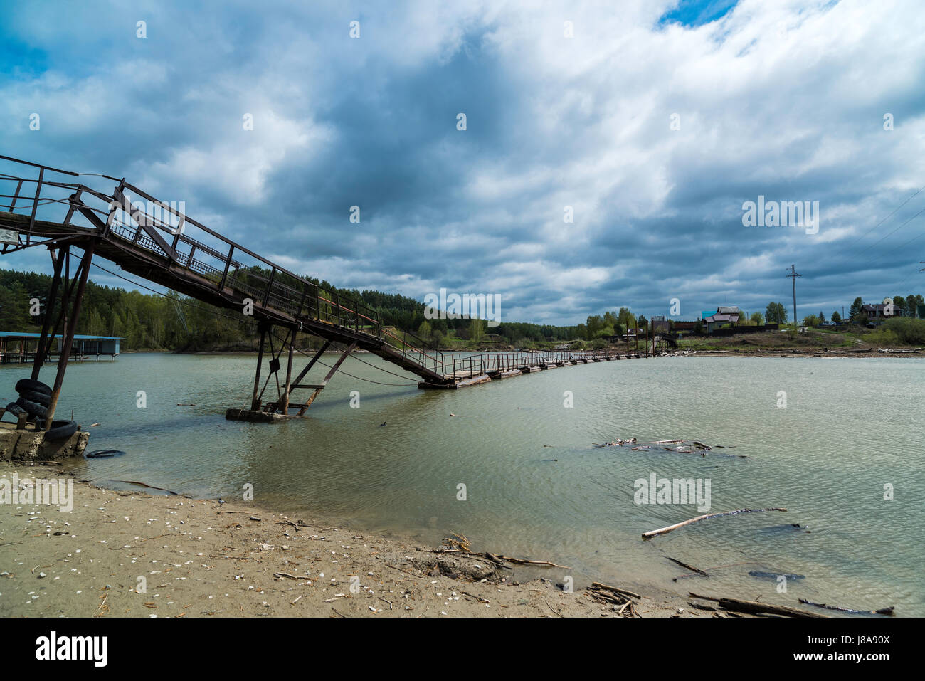 Russian pontoon bridge hi-res stock photography and images - Alamy