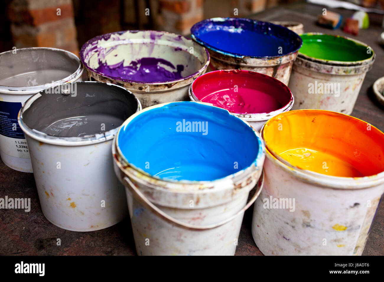colour, bucket, paint, color, dyer, staint, pigment, yellow, blue, tool ...