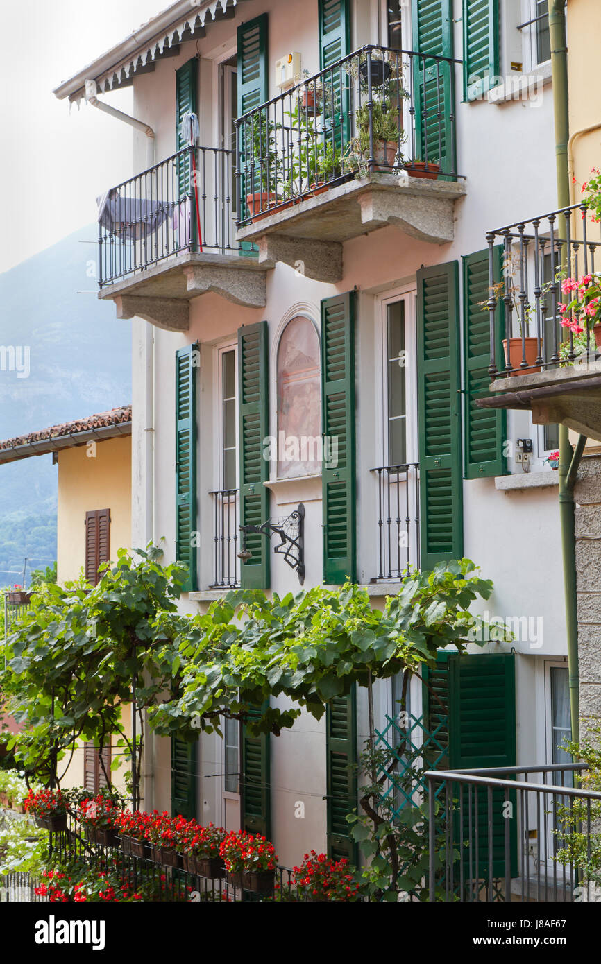 typical residential house on lake como,northern italy Stock Photo - Alamy