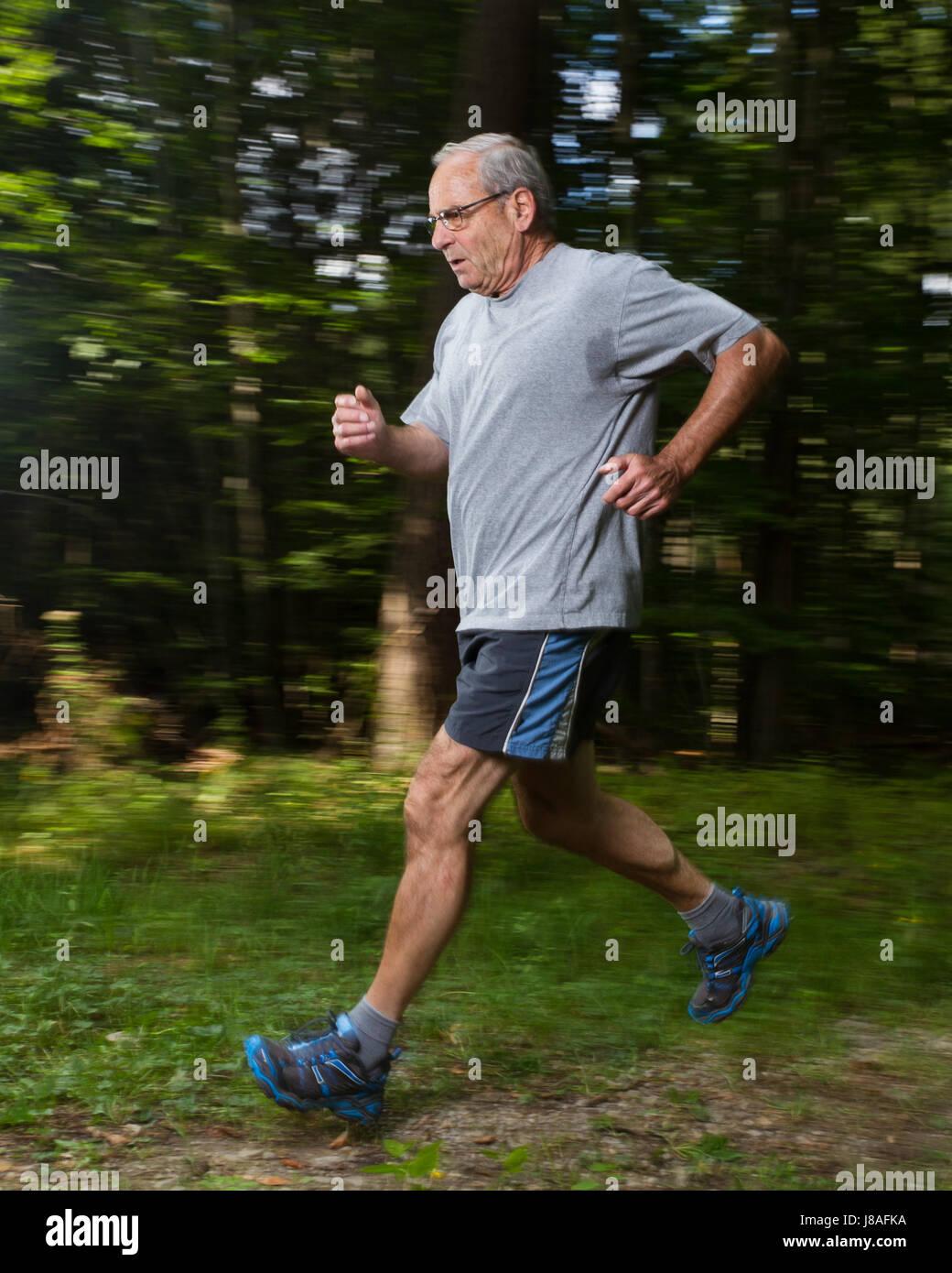 active seniors jogging Stock Photo - Alamy
