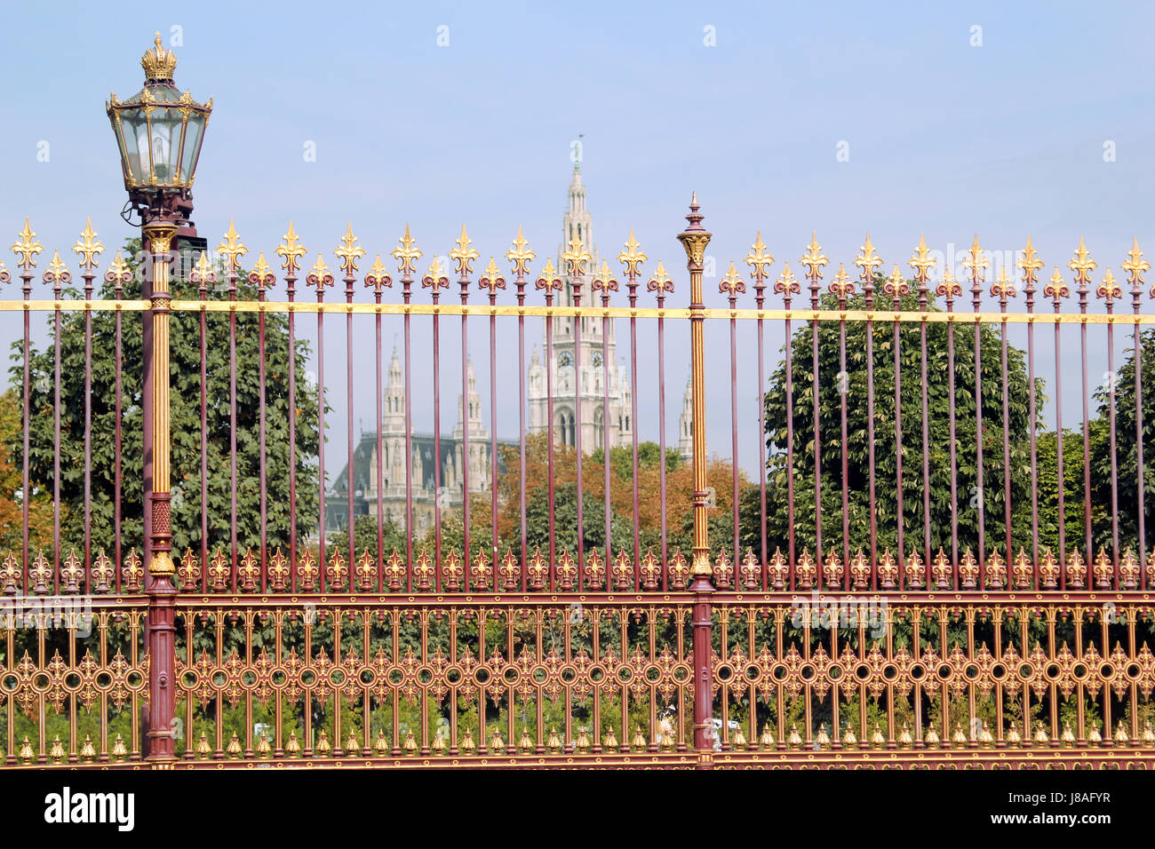 The rathhaus hi-res stock photography and images - Alamy