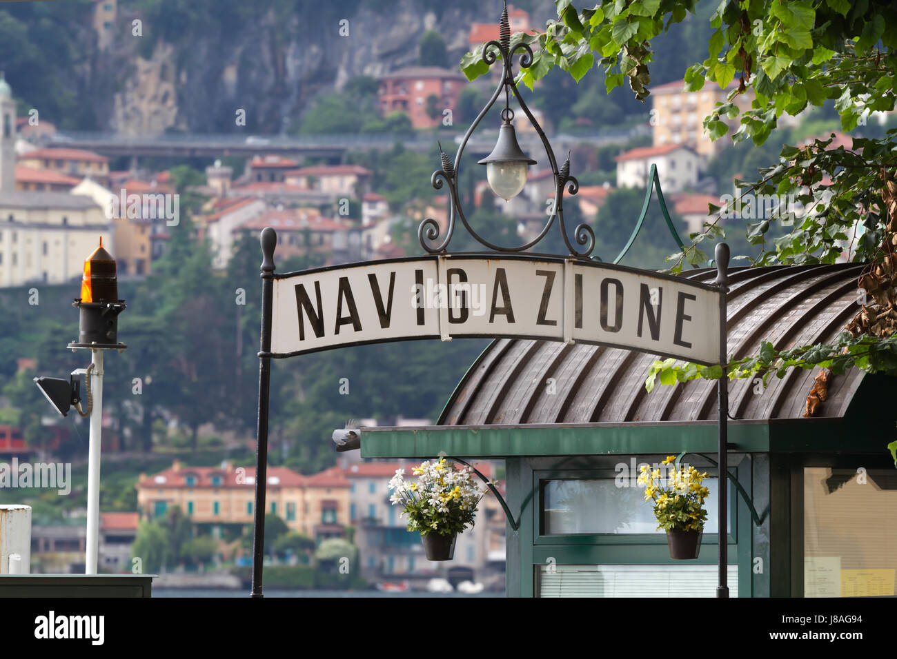 Sign to the pier on lake como hi-res stock photography and images - Alamy