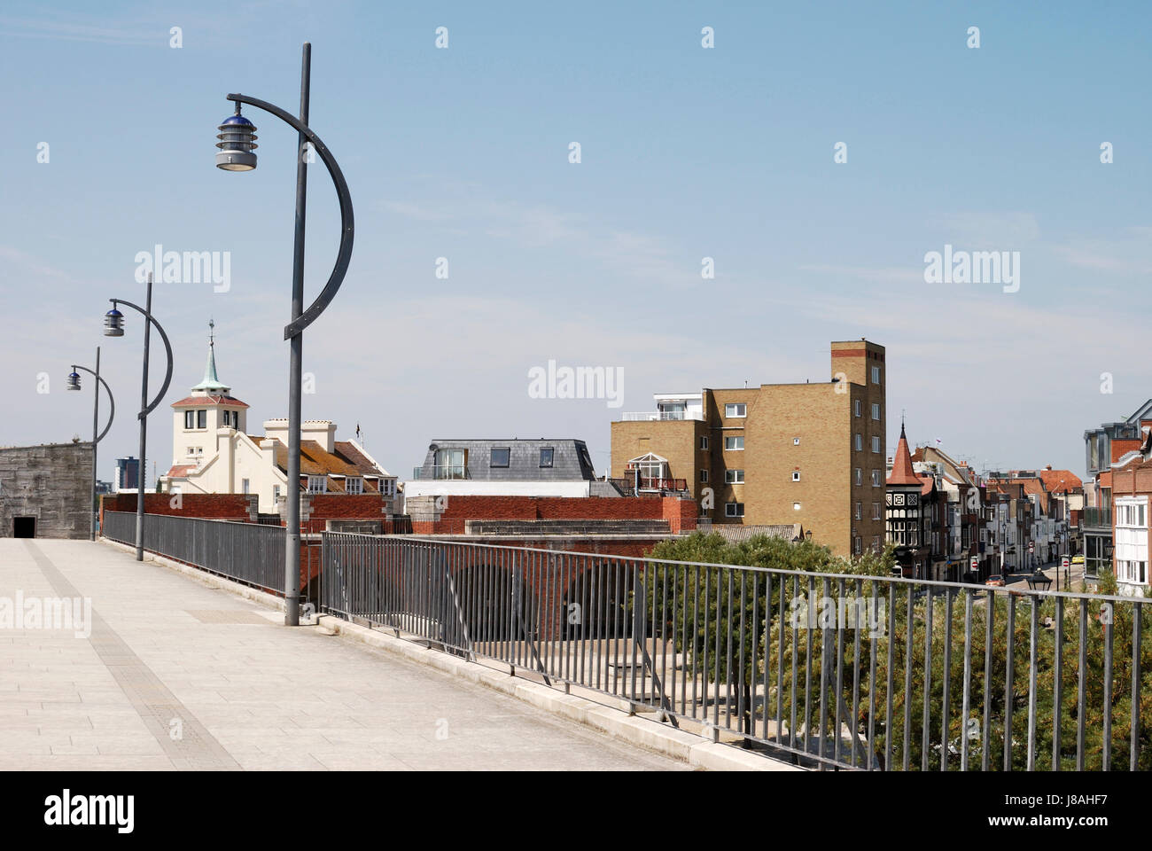 wall, england, promenade, fortification, walkway, house, building ...
