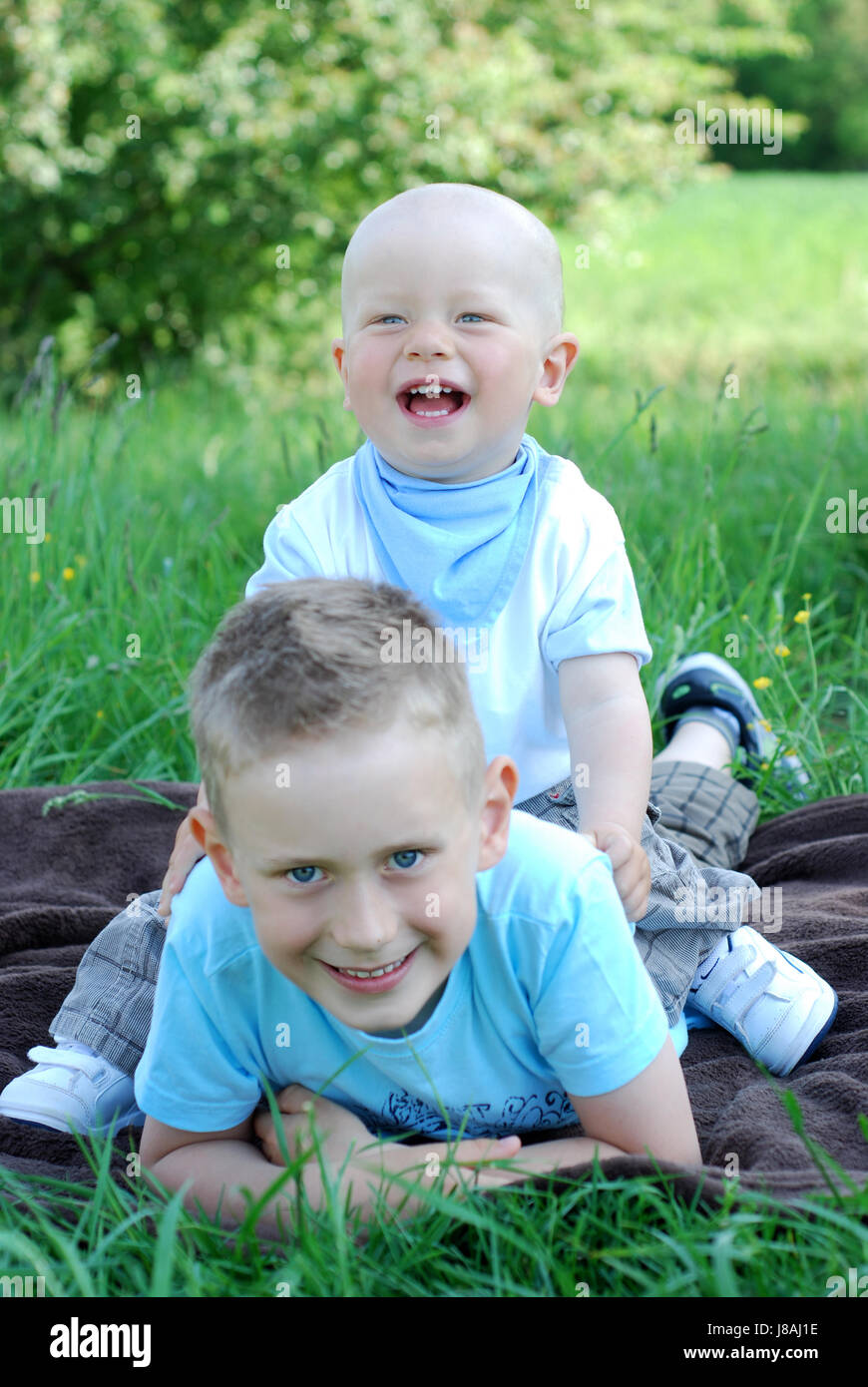 spring, brother, brethren, child, familiy, family, children, kids ...