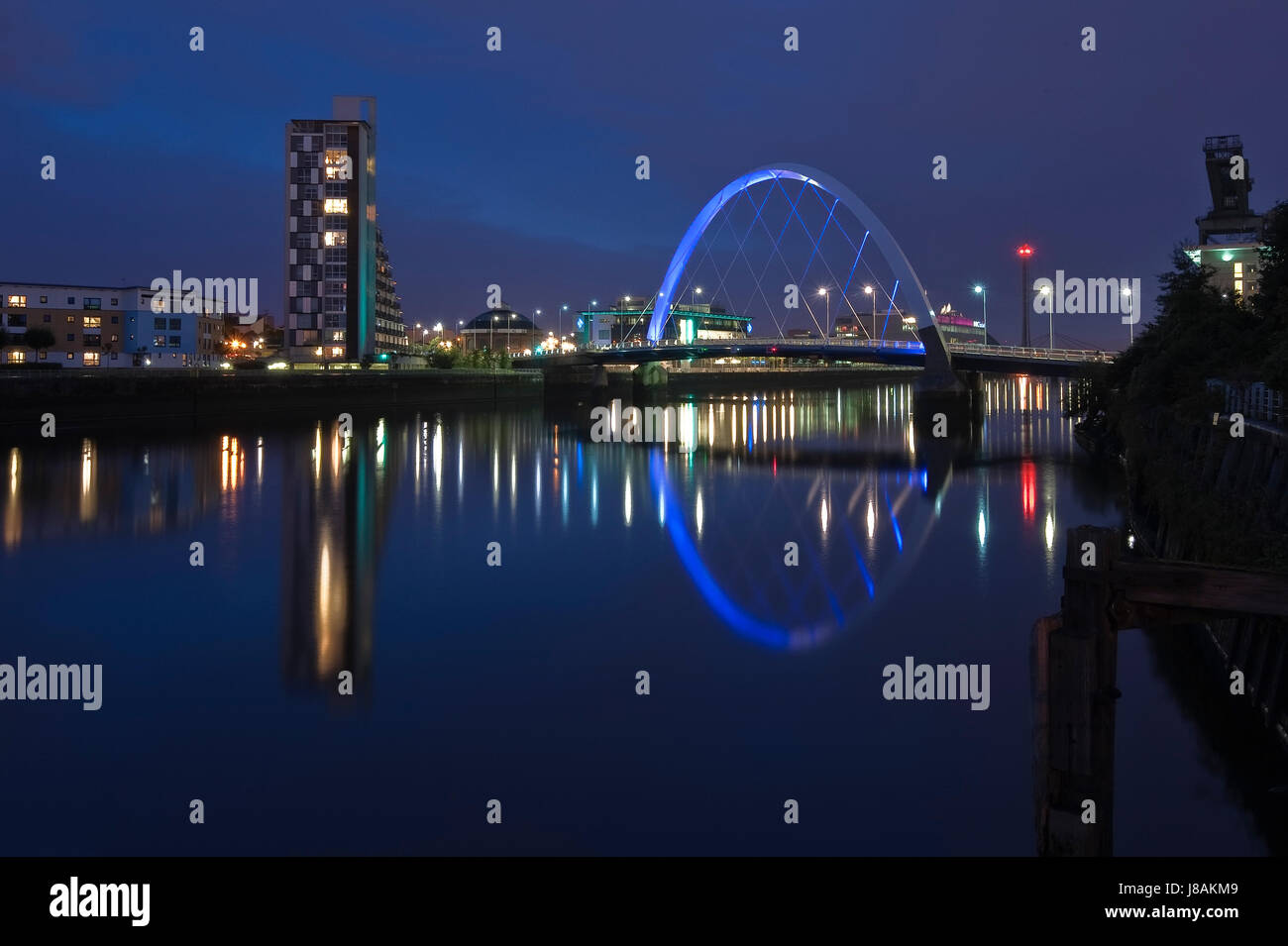 Clyde arc nacht hi-res stock photography and images - Alamy