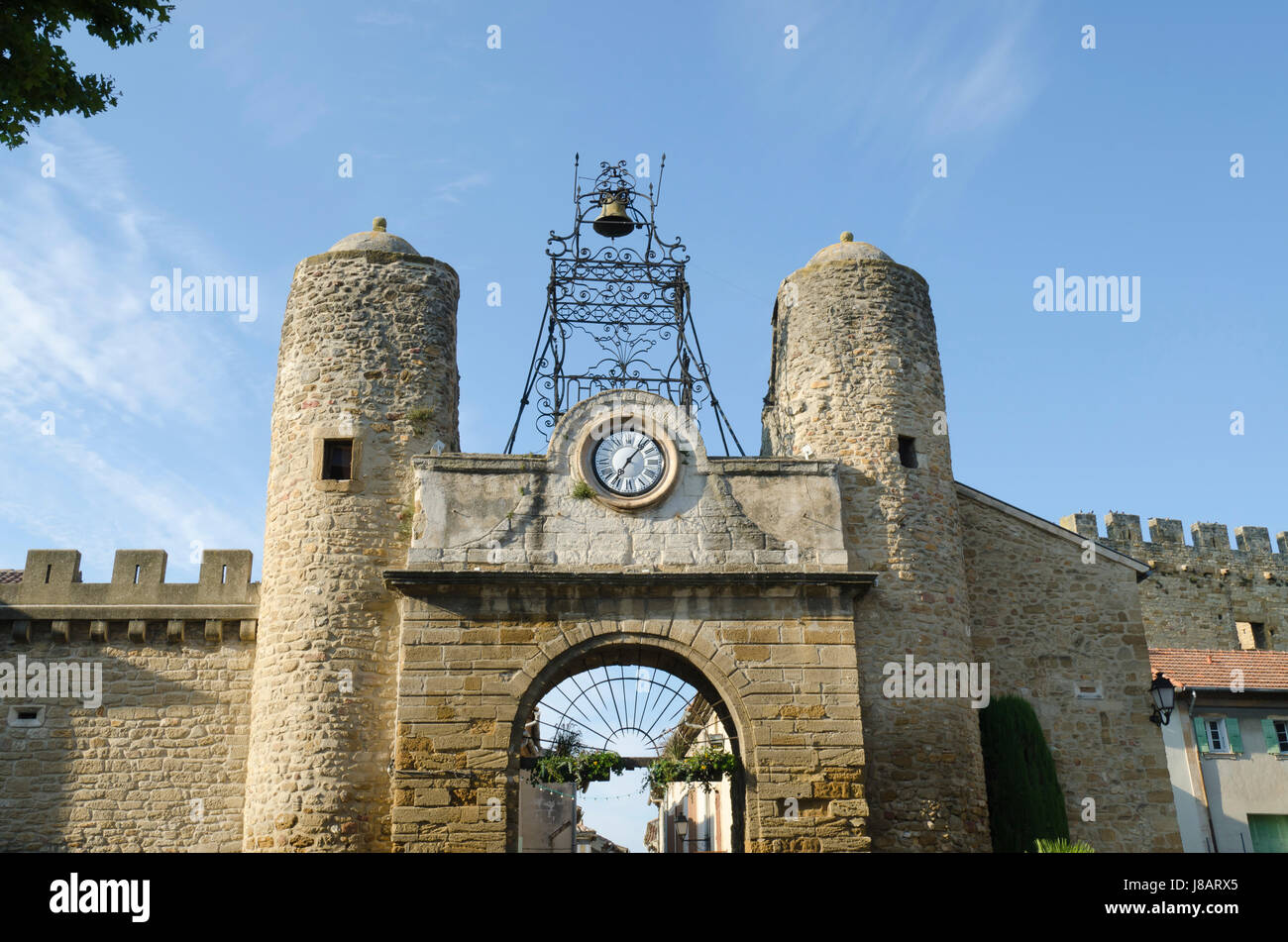monument, entrance, landmark, ancient, ramparts, tower, travel, city ...