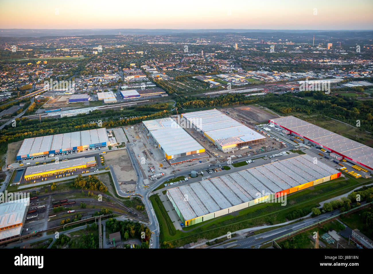 Amazon logistics, new building on the site of Westfalenhütte, internet ...
