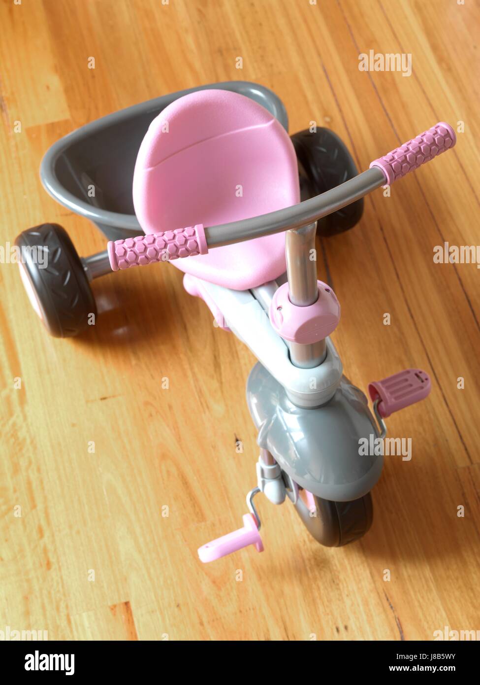 object, game, tournament, play, playing, plays, played, colour, wheel ...