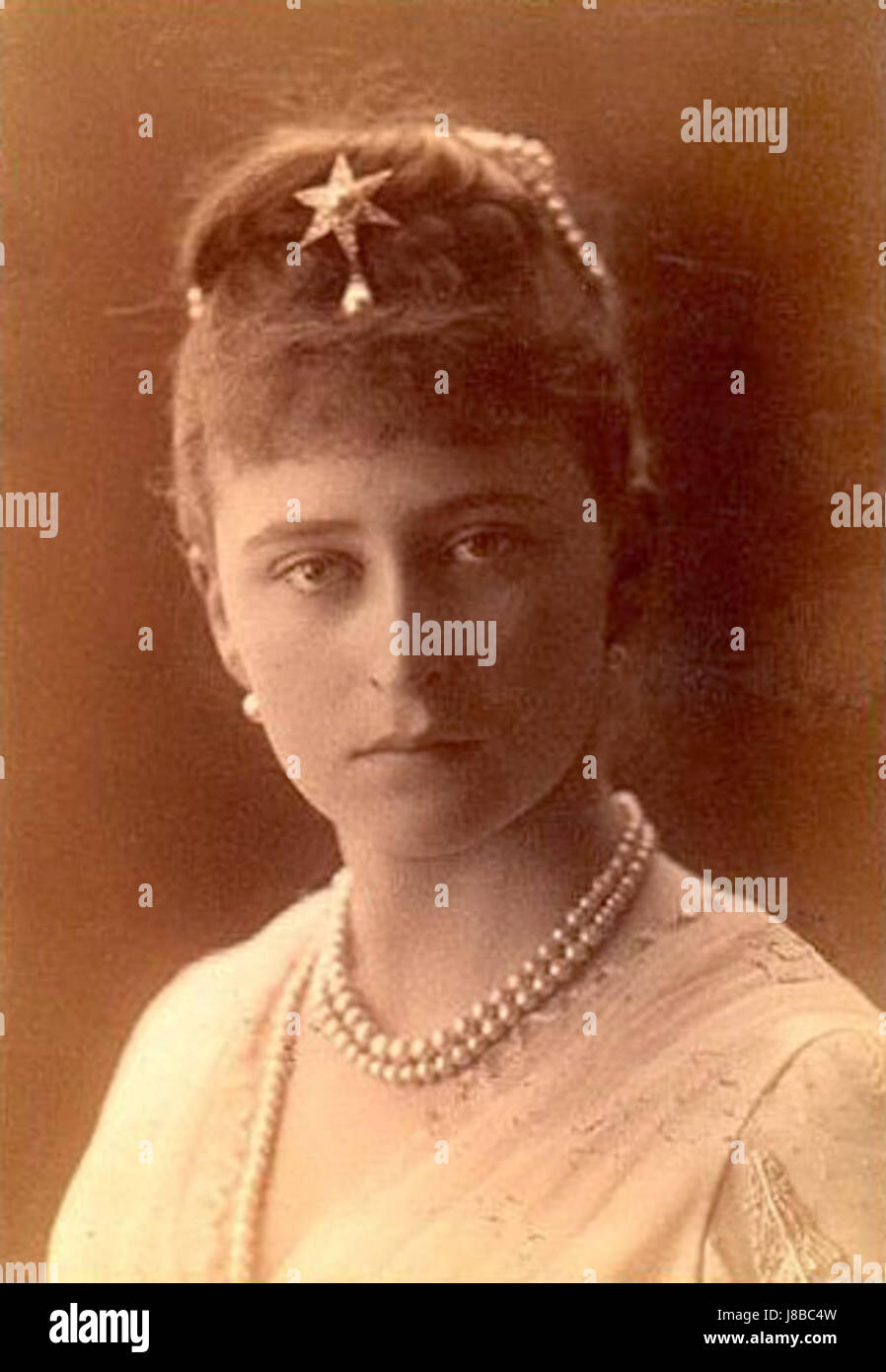 Elisabeth of Hesse-Darmstadt was a German princess and empress of ...