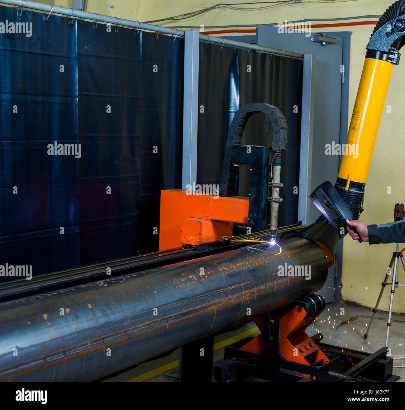 Industrial plasma cutter Stock Photo - Alamy