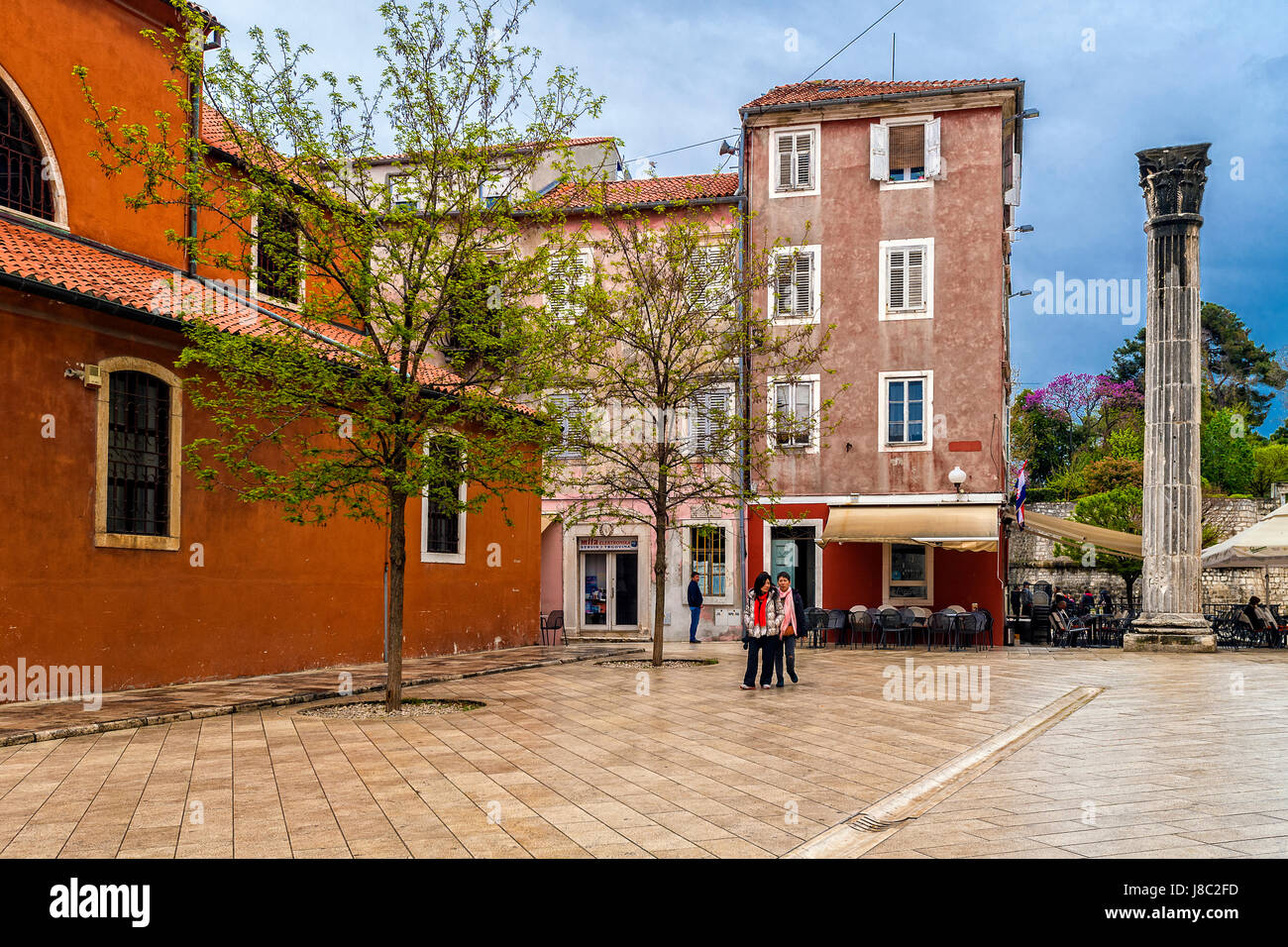 Dalmatia Zadar - Trg Petra Zoranica, roman Column Stock Photo - Alamy
