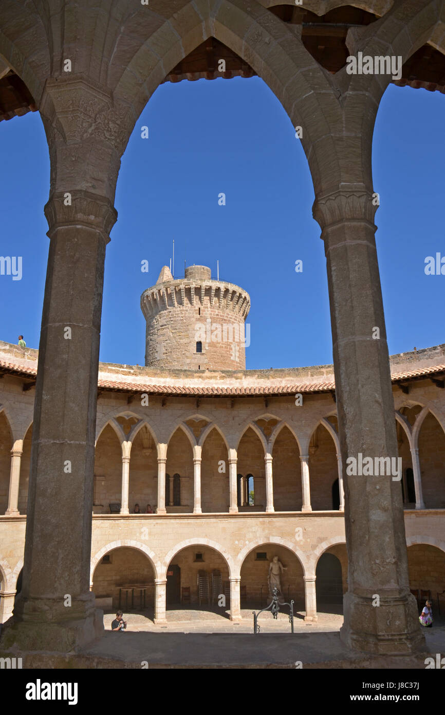 Château de bellver palma hi-res stock photography and images - Alamy