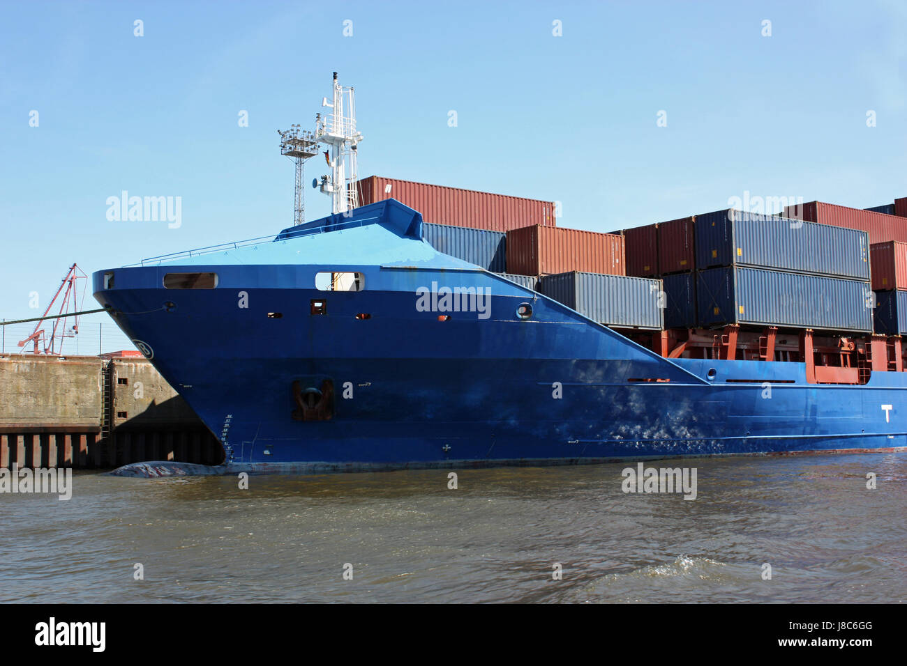 Container ship stack waves hi-res stock photography and images - Alamy