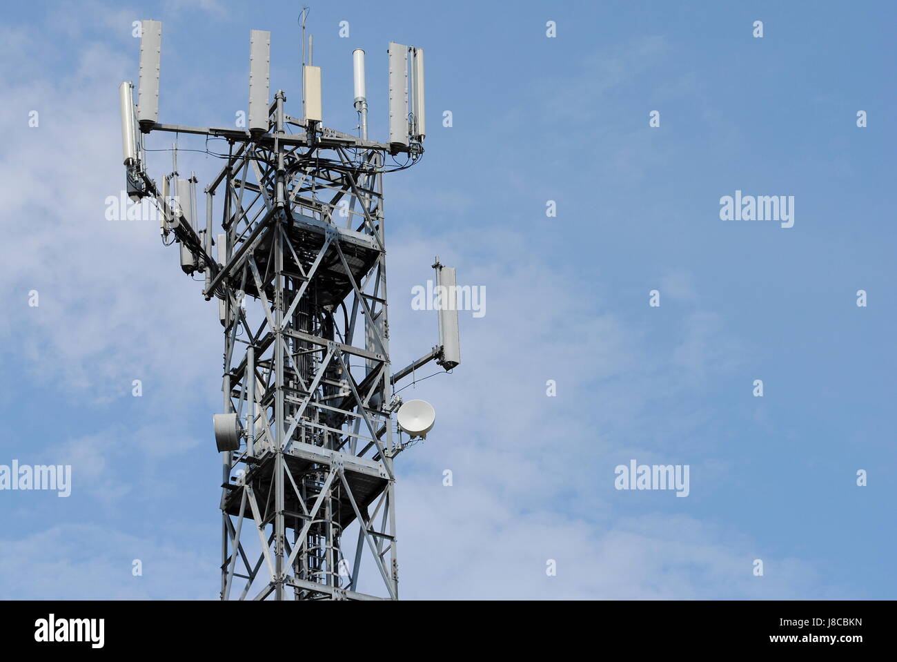 station, tower, waves, antenna, radio, television, tv, televisions ...