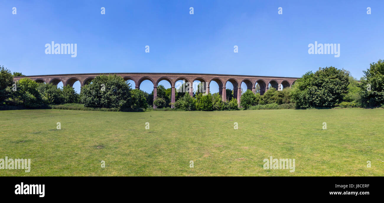 CHAPPEL VIADUCT IN THE COLNE VALLEY NEAR COLCHESTER Stock Photo - Alamy