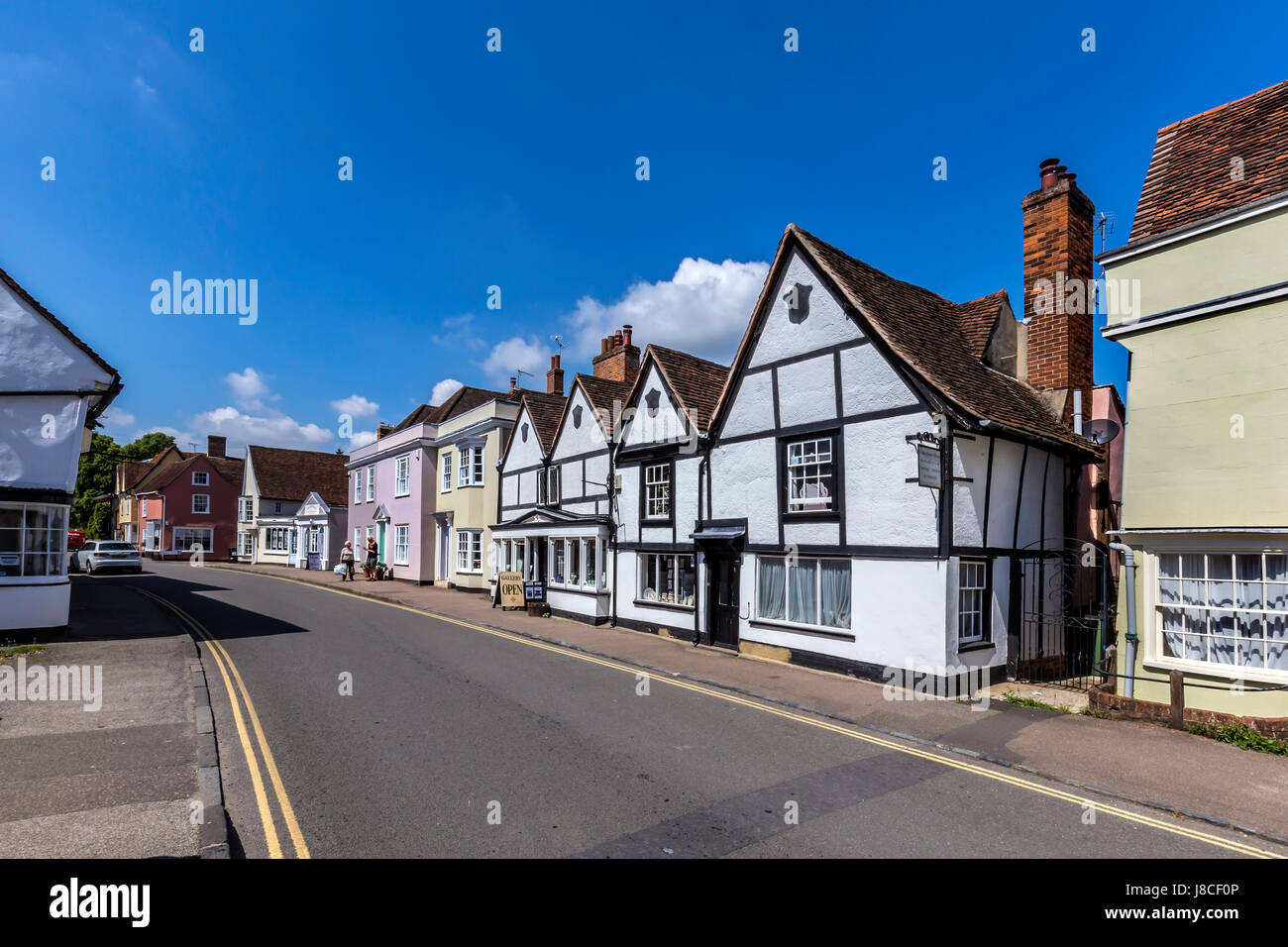 DEDHAM HIGH STREET WITH PRETTY HOUSES Stock Photo - Alamy