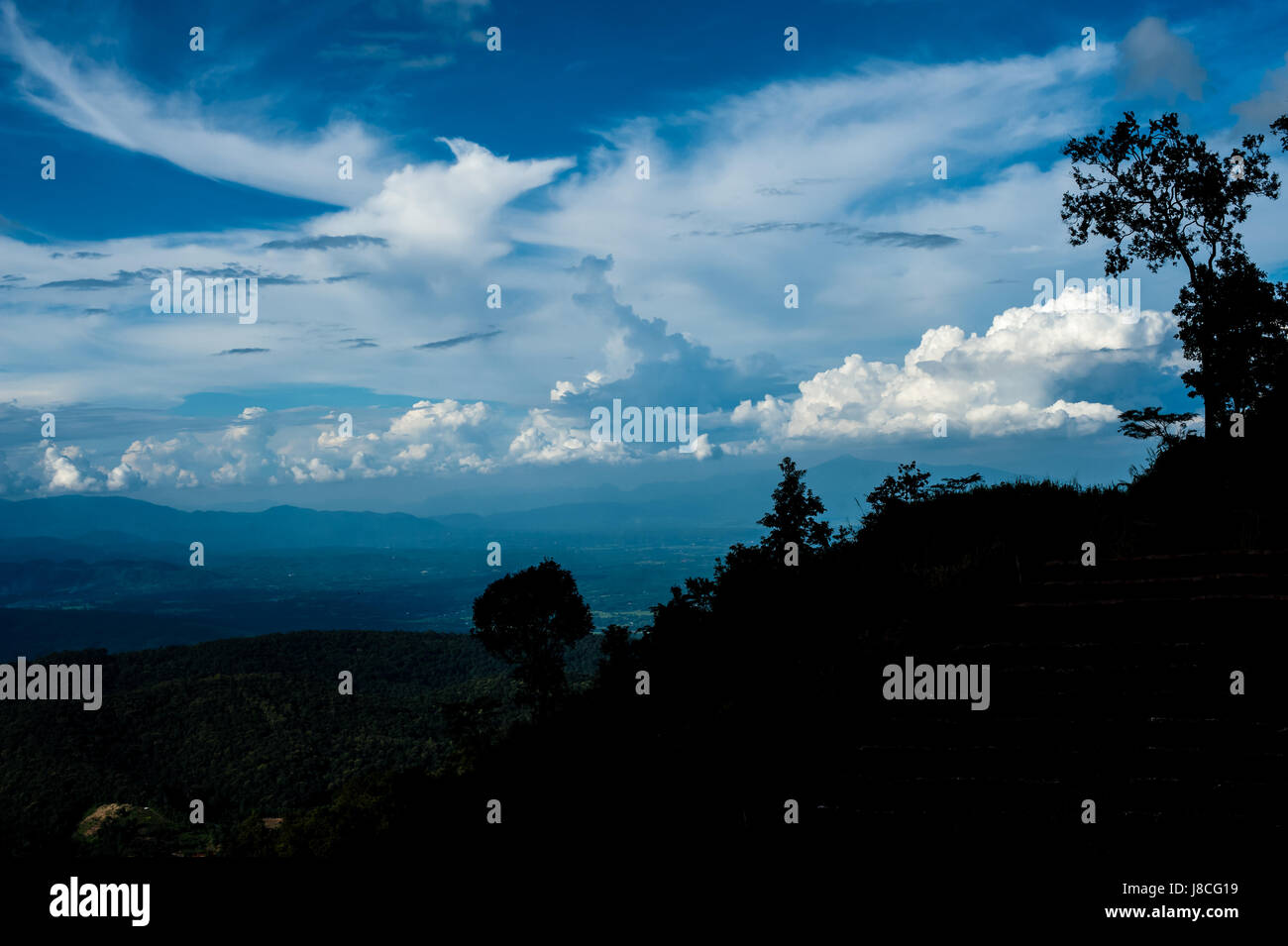 Beautiful blue sky and hill mountain at Mon Cham (Mon Jam), Chiangmai ...