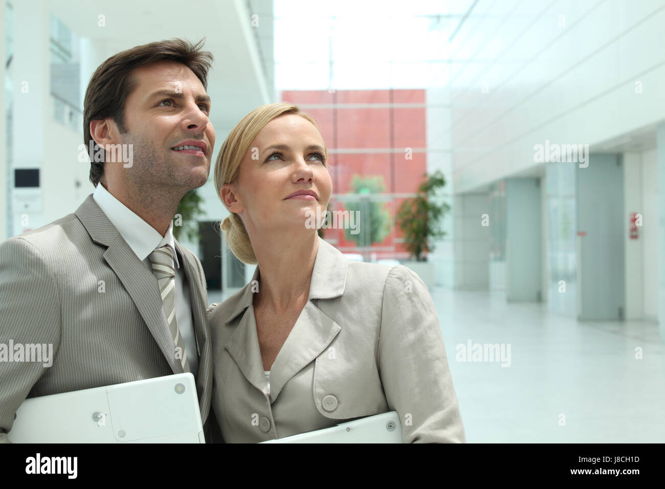 woman, female, male, masculine, look, glancing, see, view, looking ...