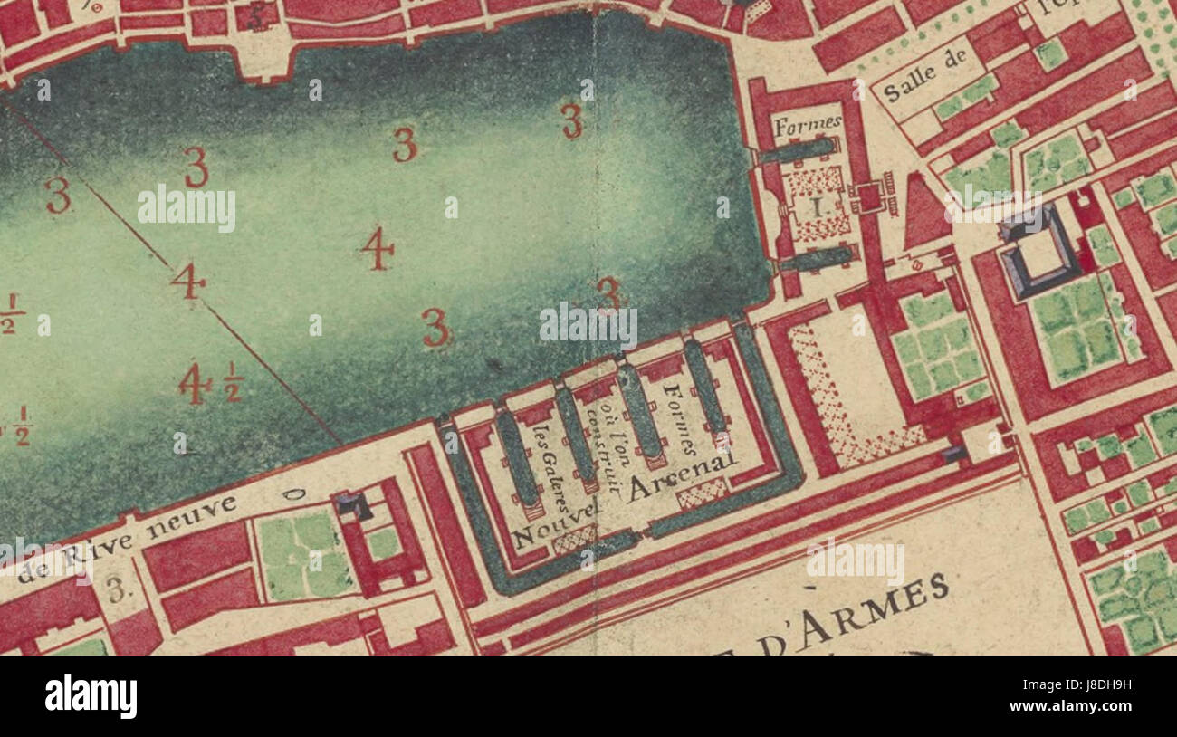 Marseille port facilities hi-res stock photography and images - Alamy