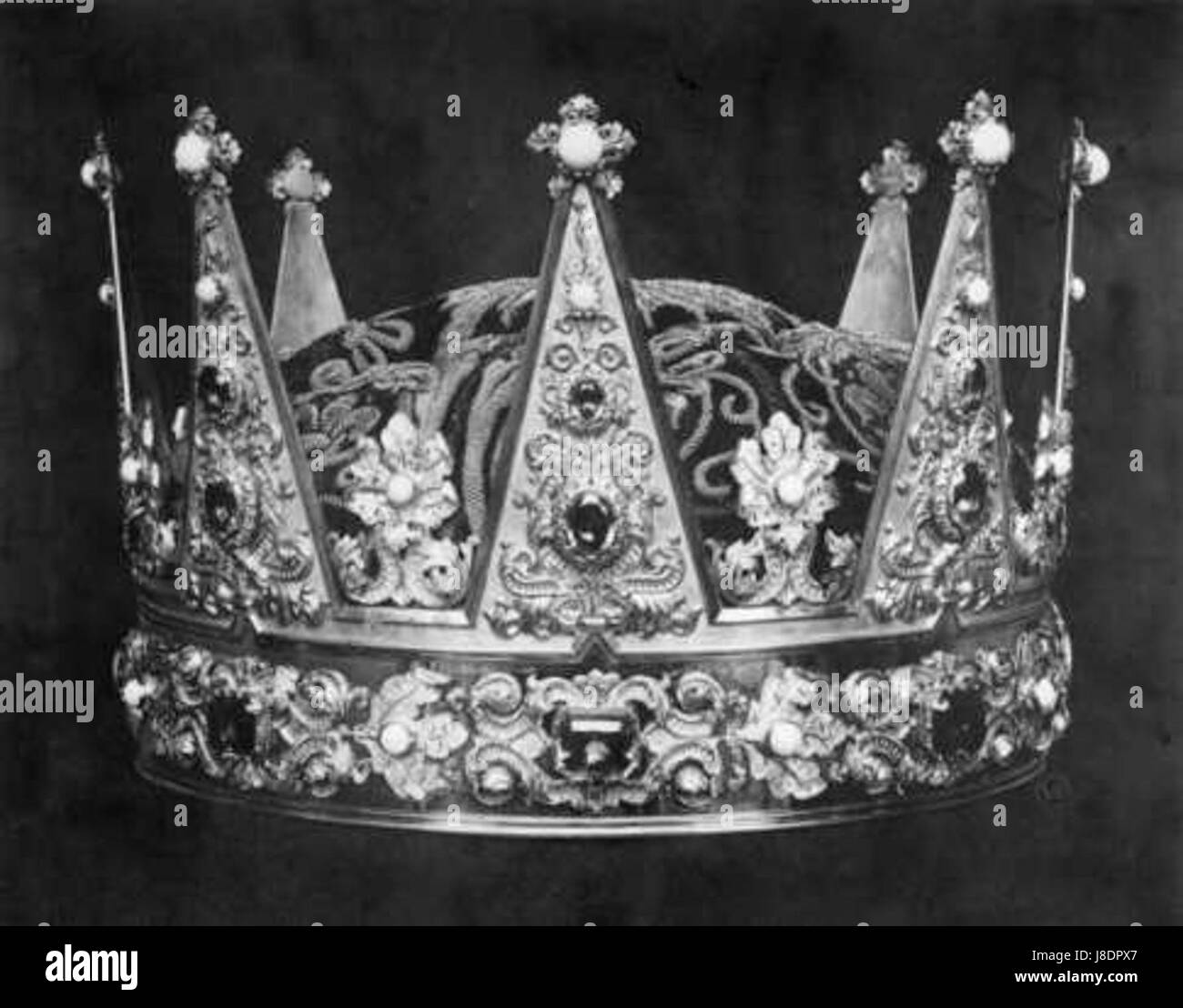 Krone at Black and White Stock Photos & Images - Alamy