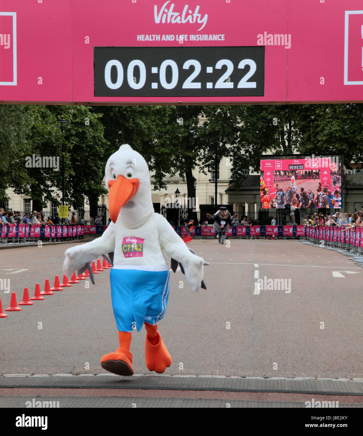 London, UK. 28th May, 2017. Vitality Westminster Mile race saw the ...