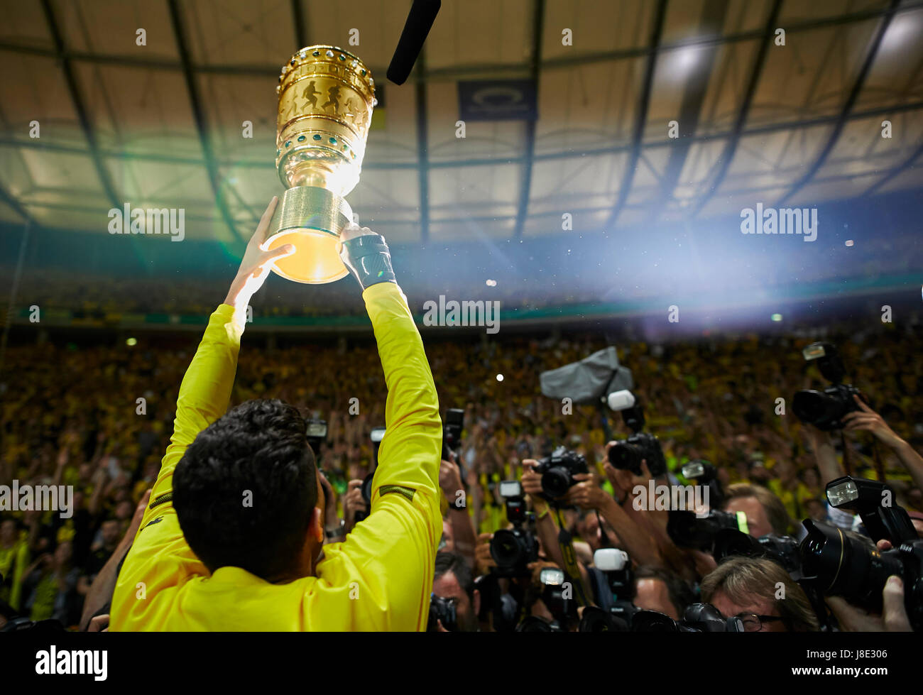 Berlin, Germany. 27th May, 2017. German Soccer Cup Final 2017, Berlin ...