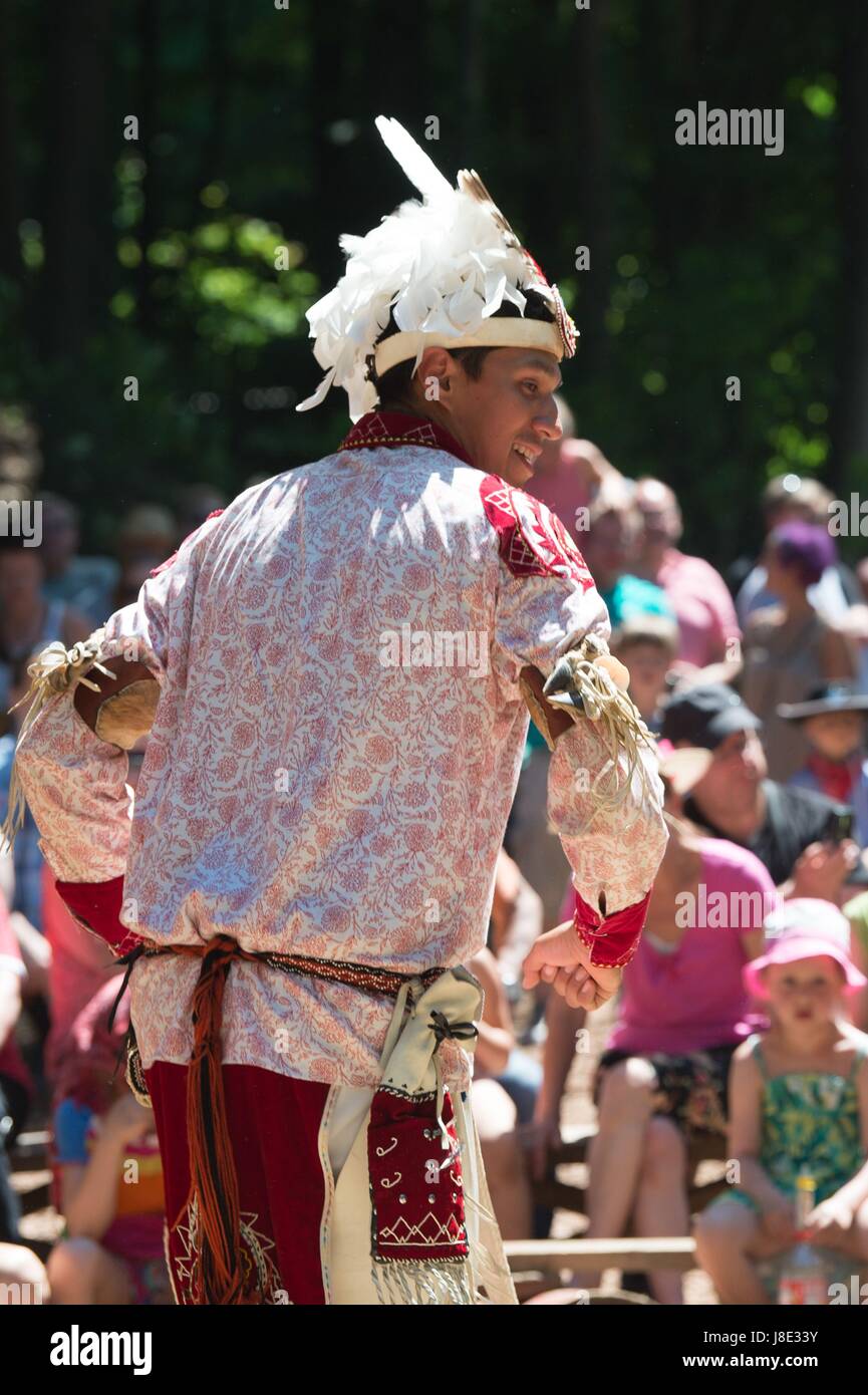 Oneida indian nation hi-res stock photography and images - Alamy