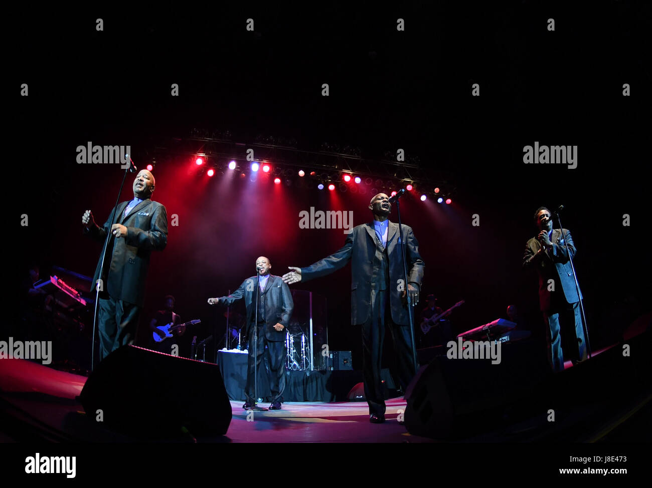 Portsmouth, VIRGINIA, USA. 27th May, 2017. THE STYLISTICS, with orginal ...