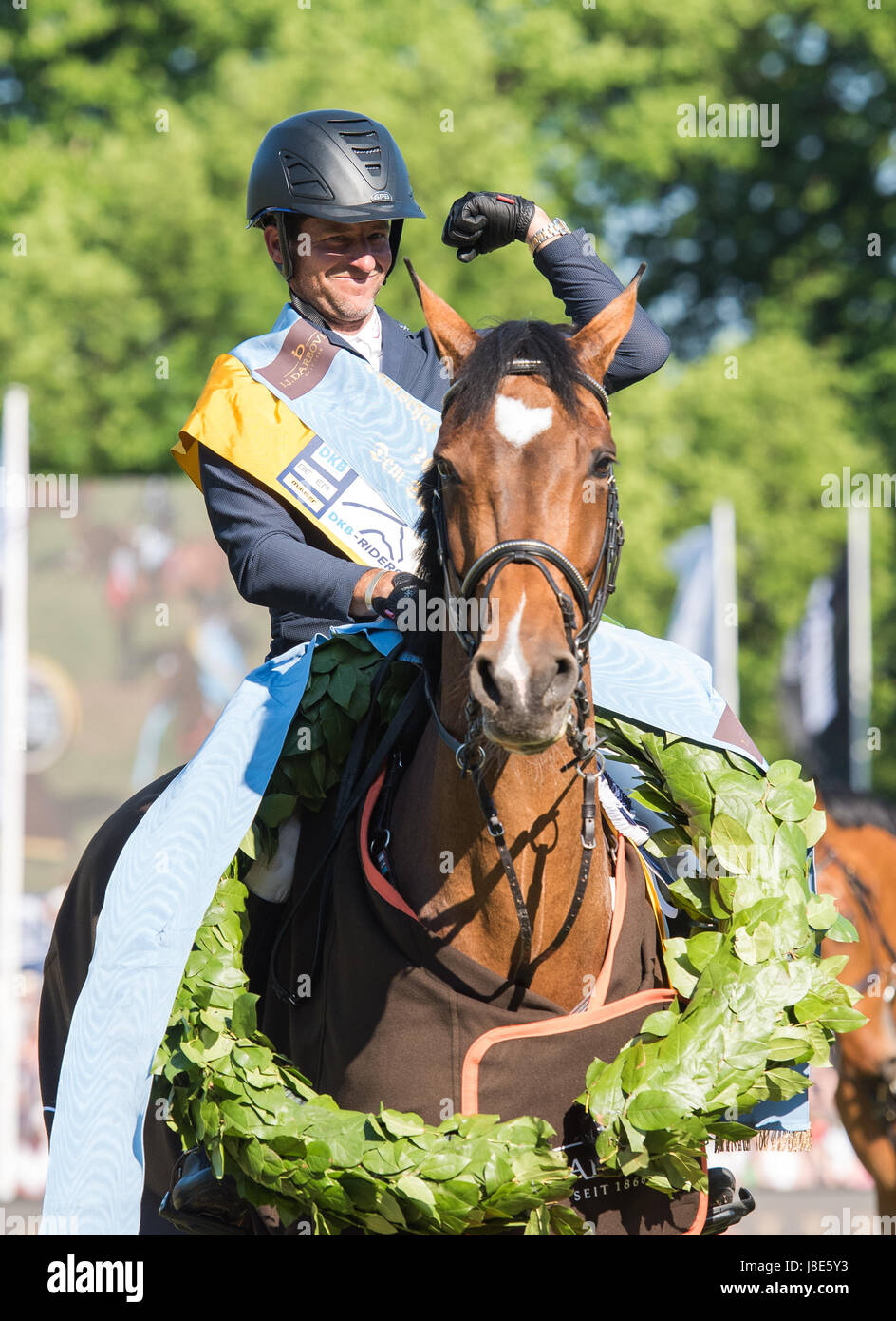 Hamburg, Germany. 28th May, 2017. Pato Muente of Slovenia celebrates on ...